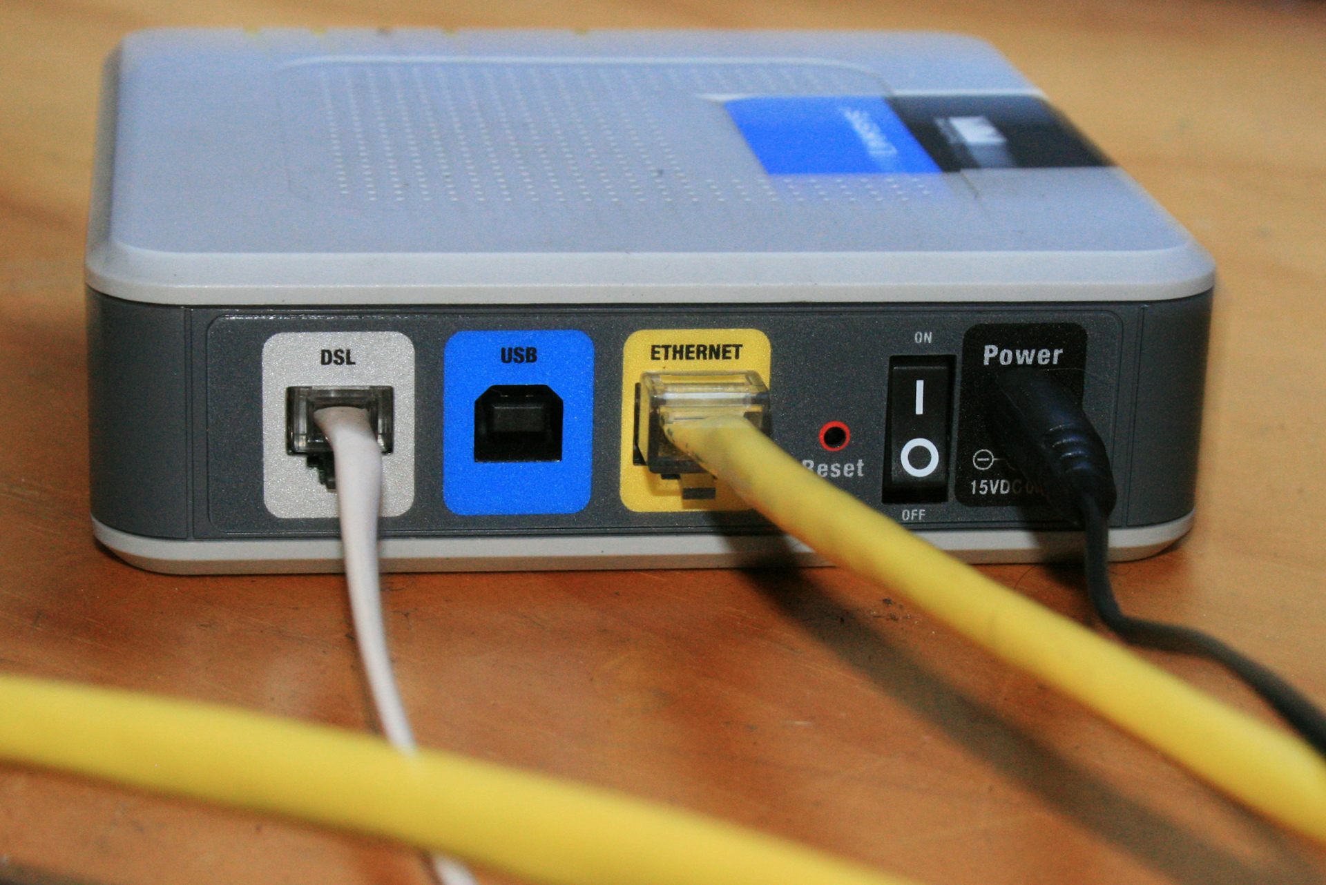 The end of the internet? IPv4 versus IPv6