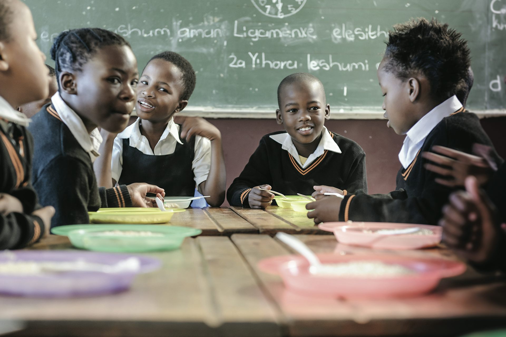 For poor children, two healthy meals a day can keep obesity away