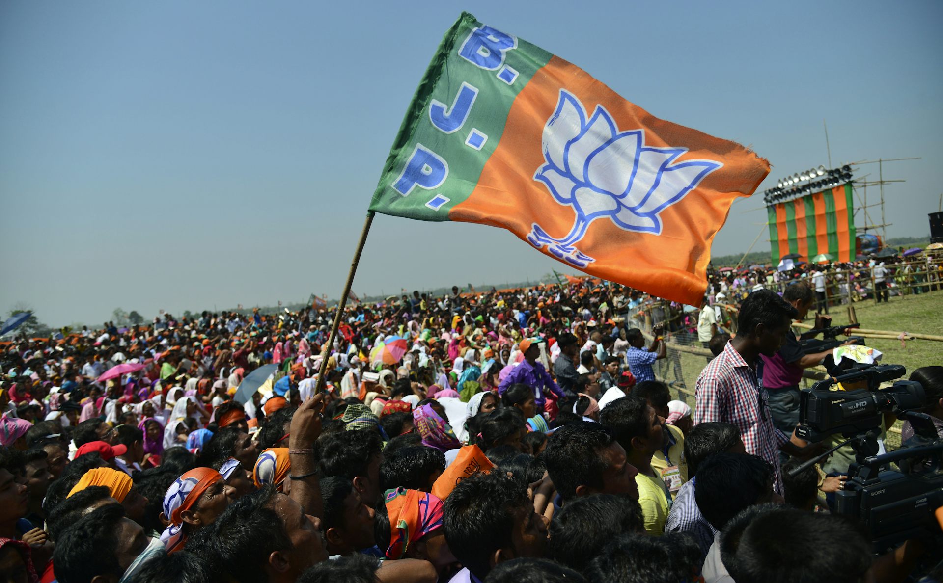 Modi fights to strengthen his hand in India’s state elections
