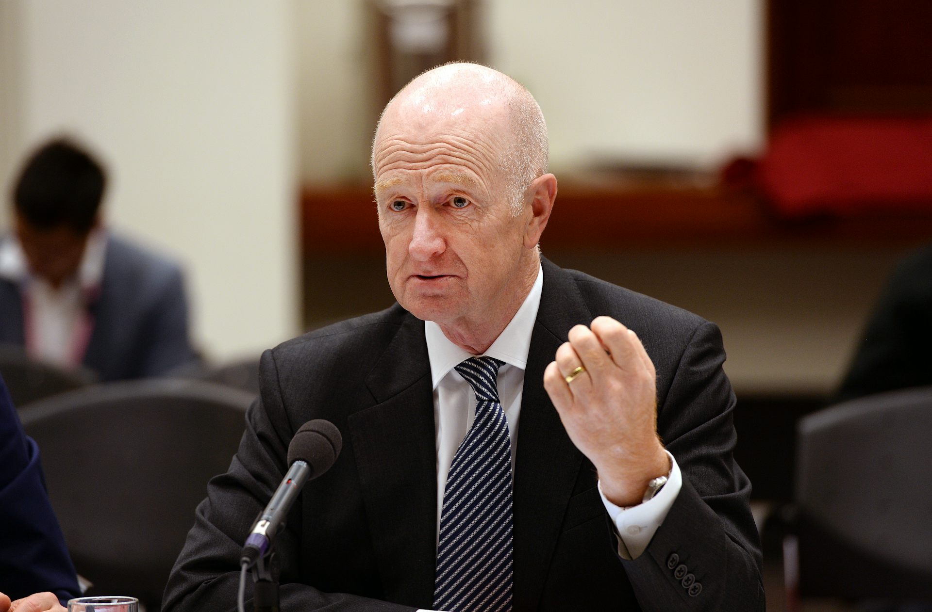 Vital Signs: Governor Glenn Stevens drops the ball