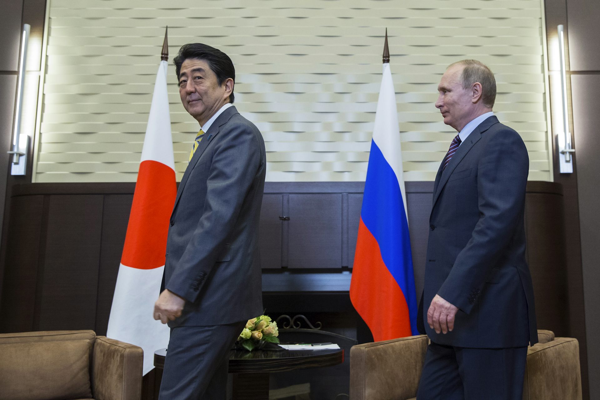 Can Japan tempt Russia into an alliance against China?