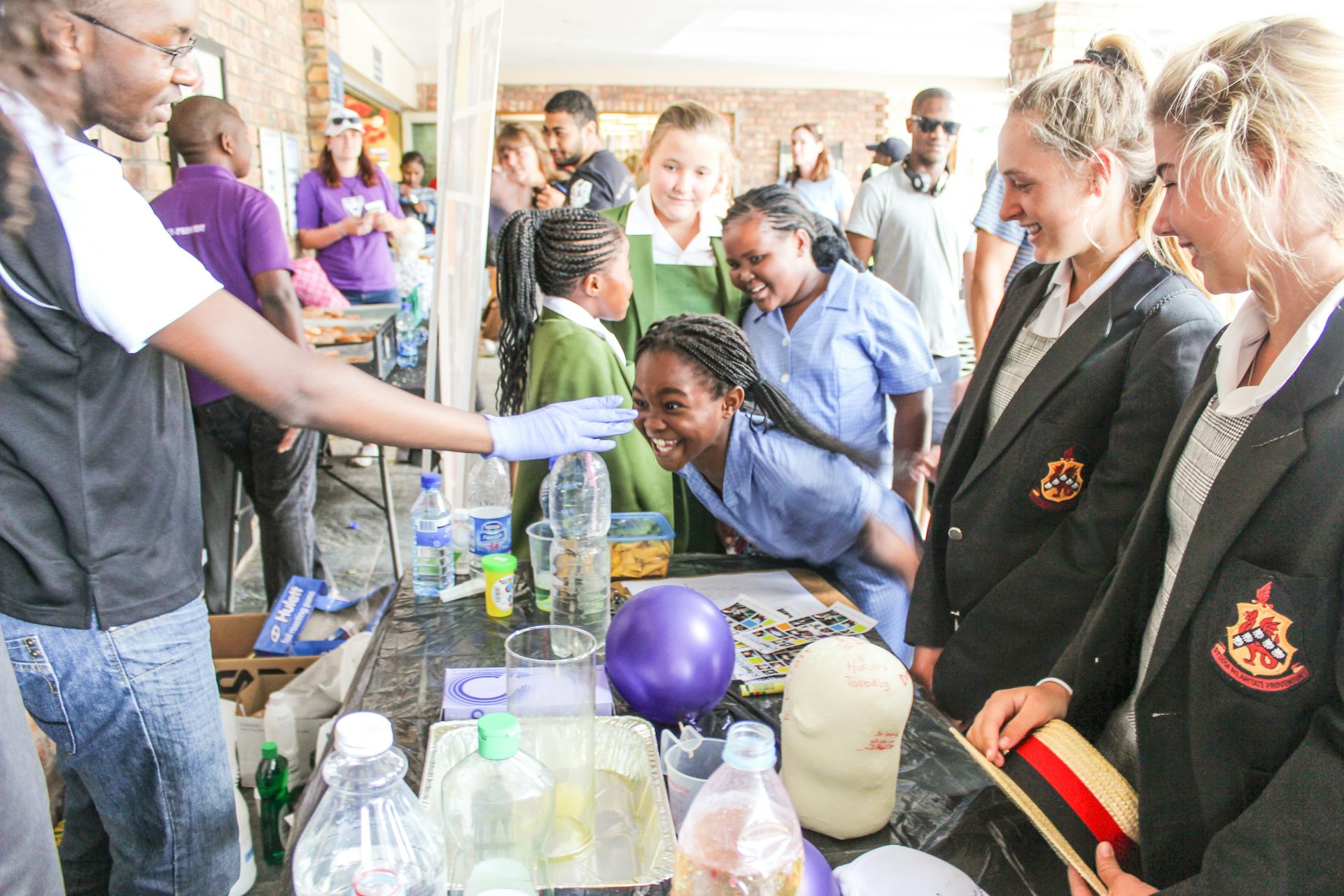 Scientists have much to gain by sharing their research with the public