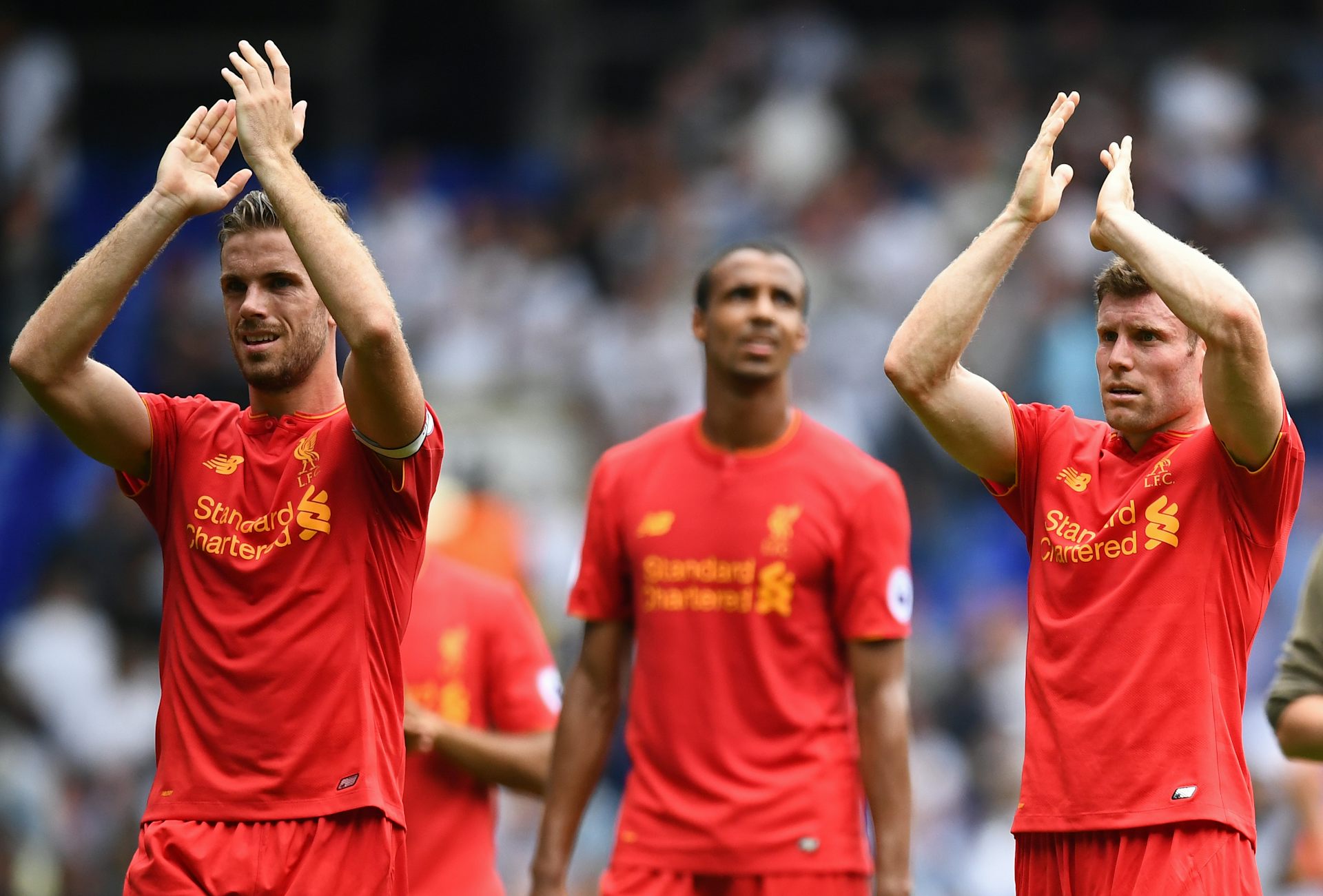 (Real) football: the reds buy the Reds?