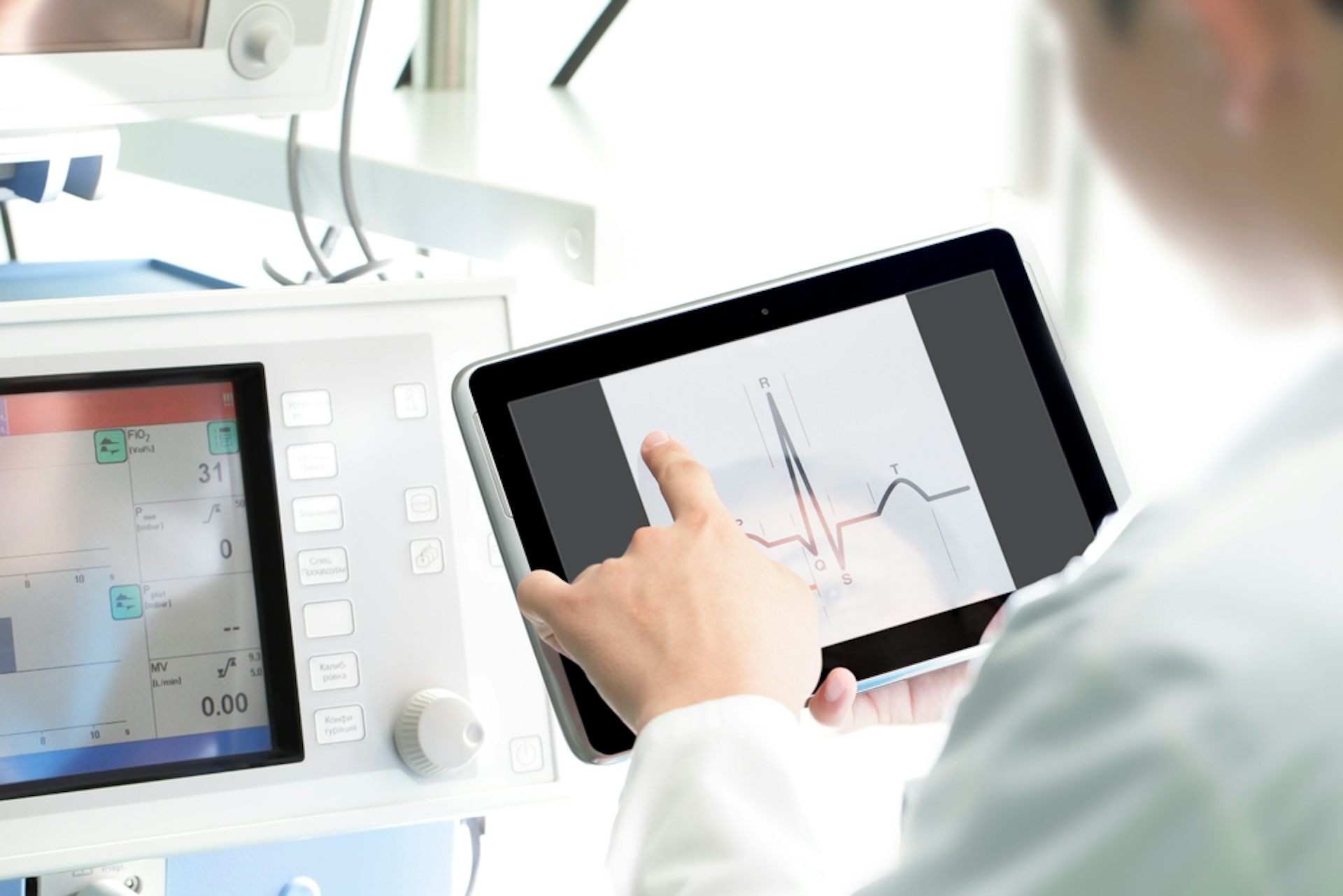 How can doctors use technology to help them diagnose?