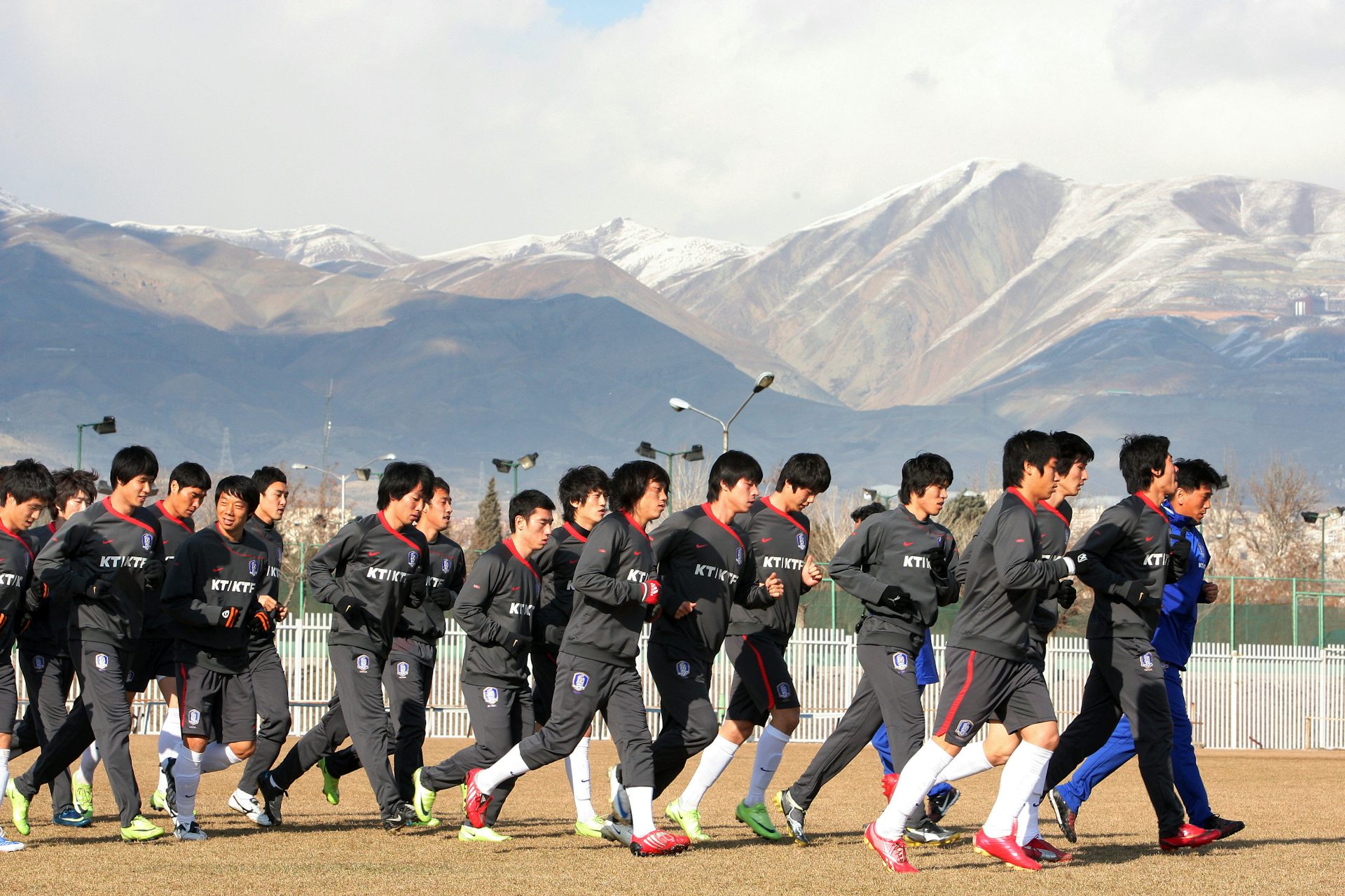 Monday's medical myth: altitude training improves overall sporting ...