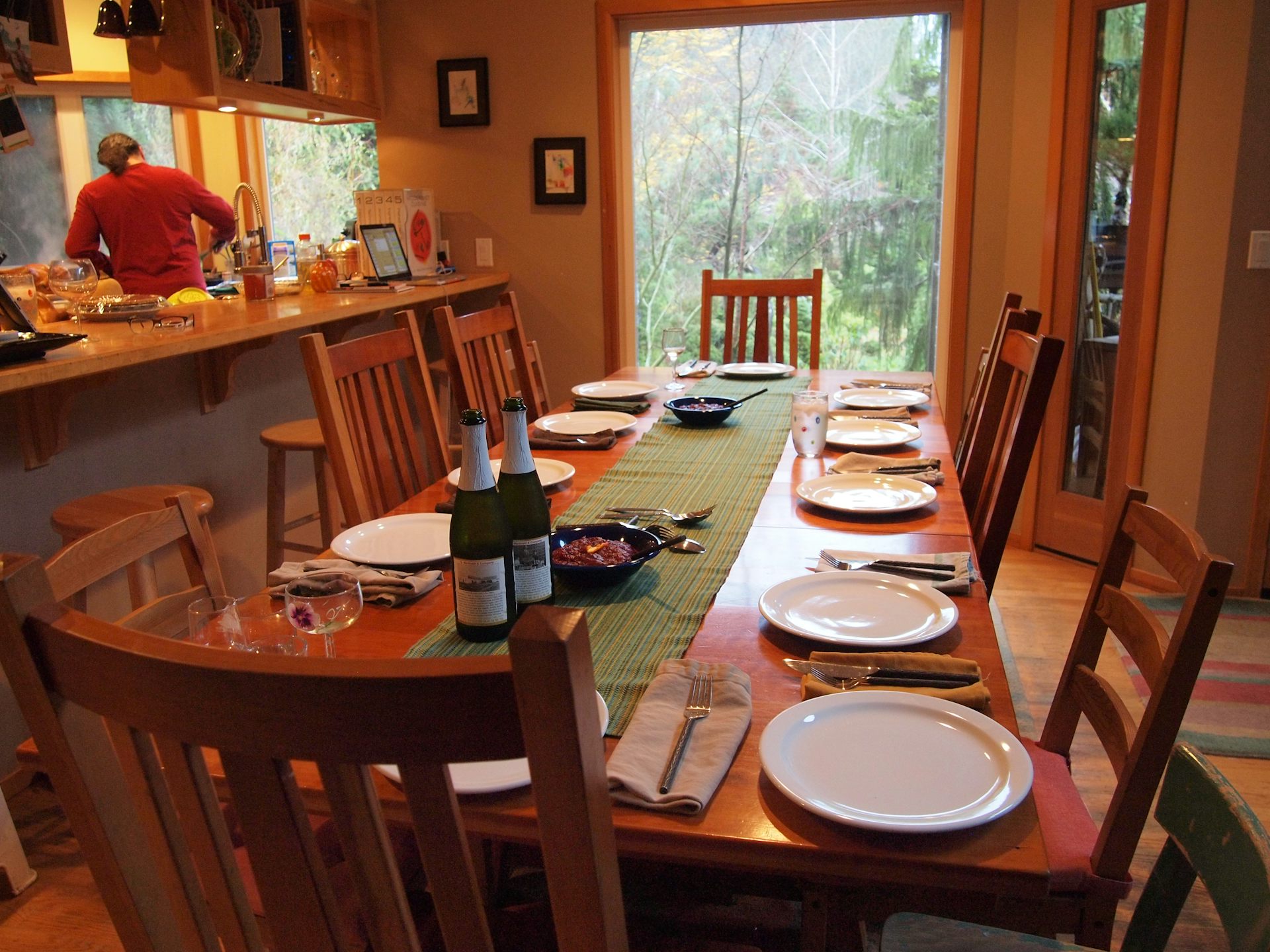 How to bridge the political divide at the holiday dinner table