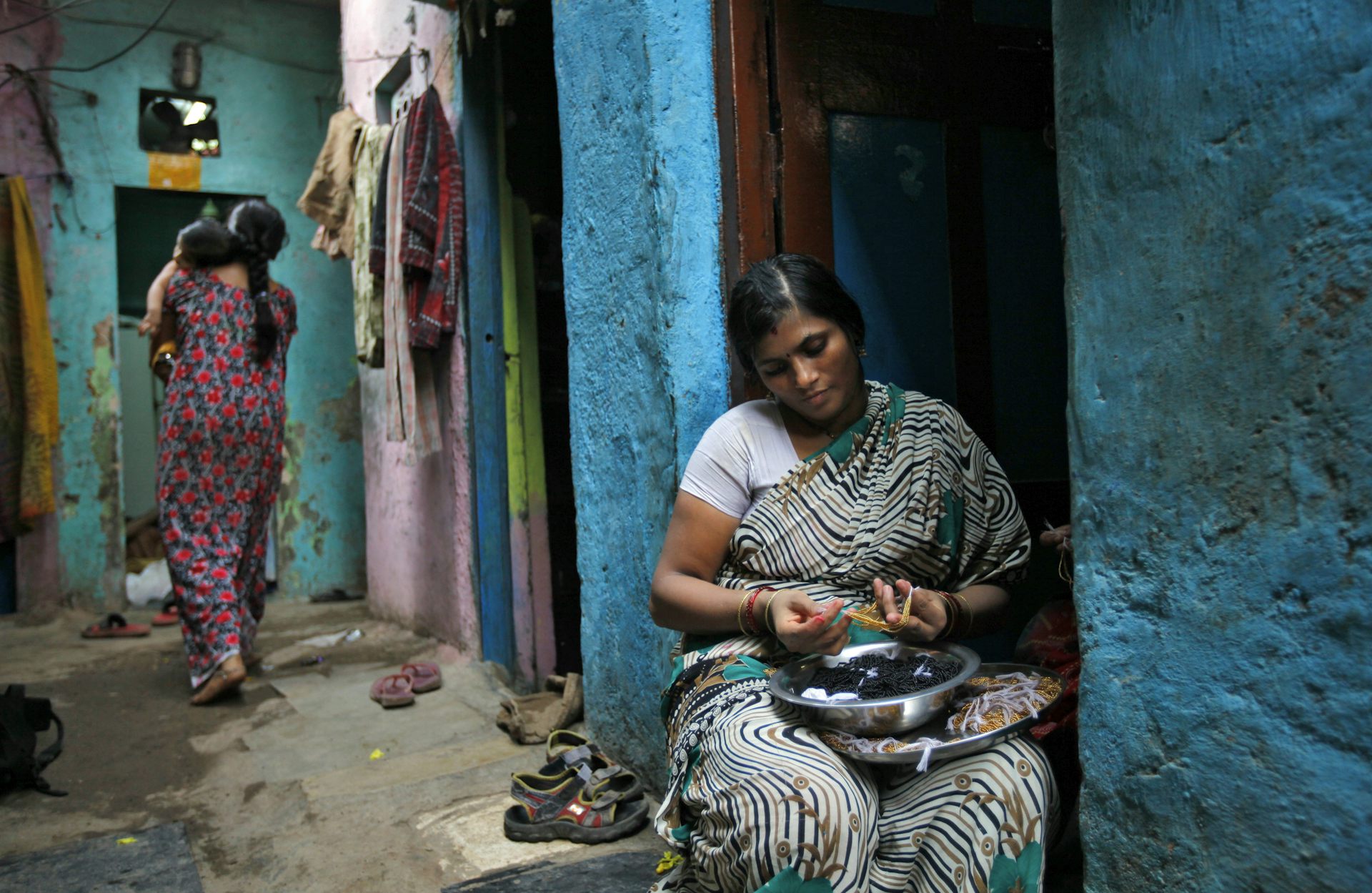 how-microfinance-reduces-gender-inequality-in-developing-countries