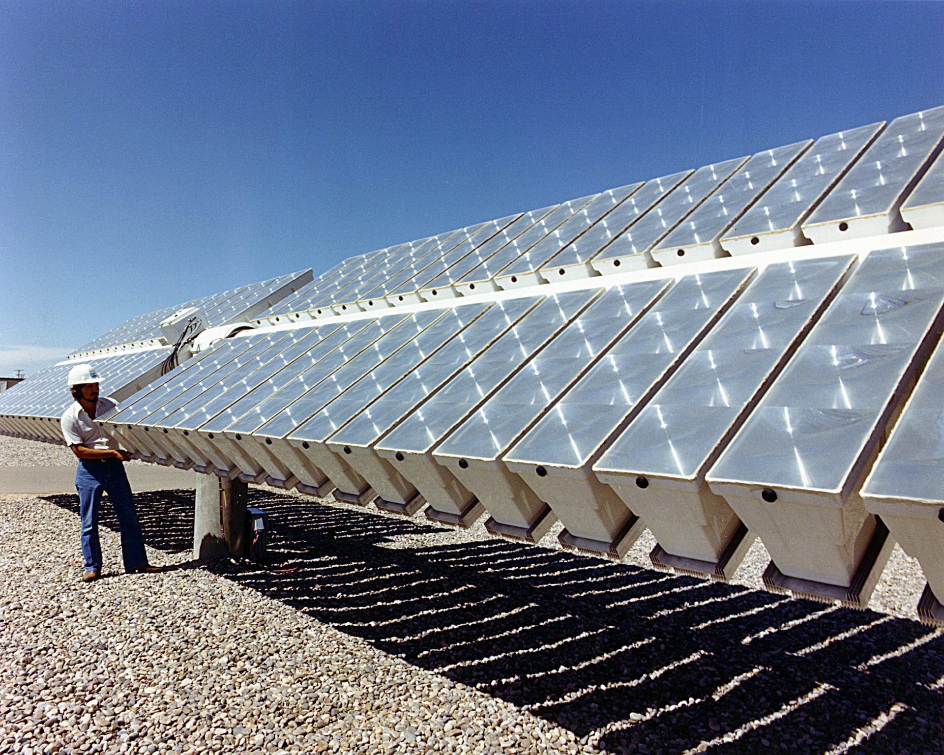 With a tight federal budget, here's where to focus clean energy ...