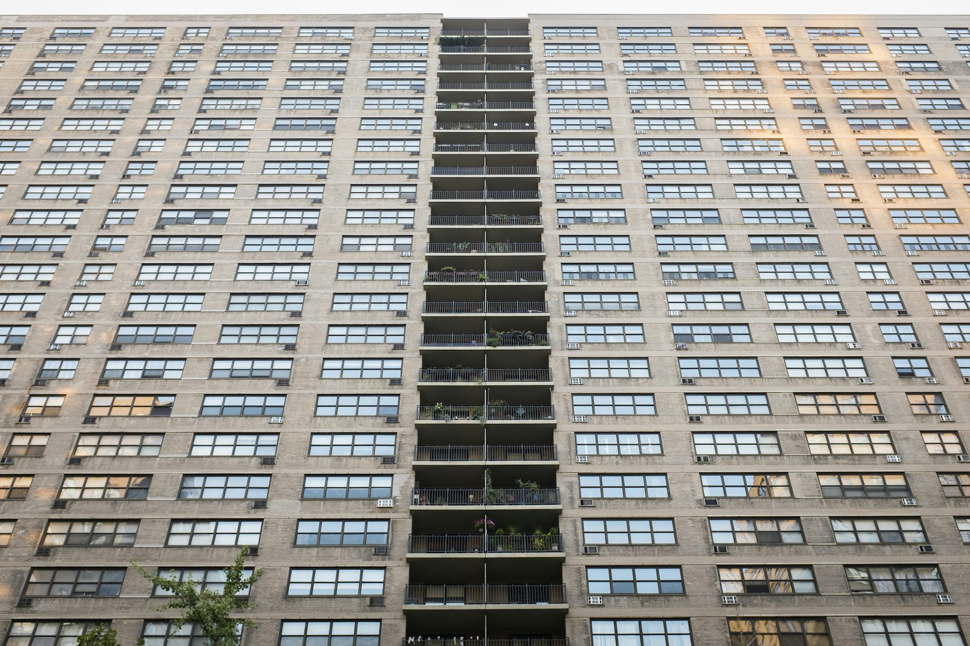 Looking at buildings can actually give people headaches – here's how