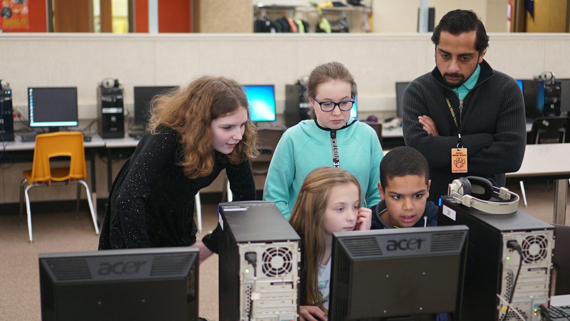 How a journalism class is teaching middle schoolers to fight fake news