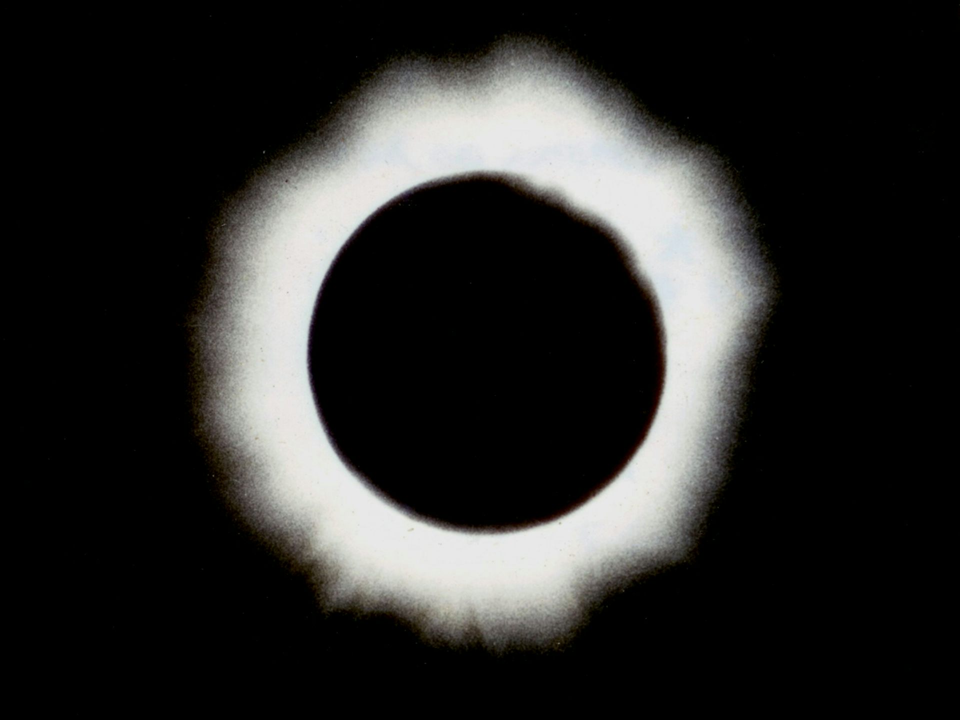 Darkness after dawn: north-east Australia set for solar eclipse