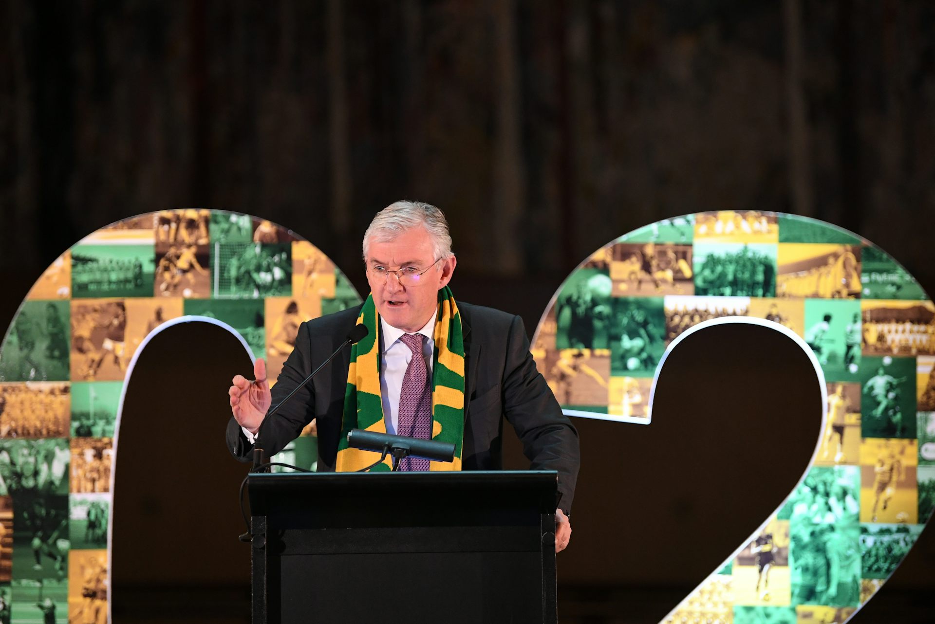 Frank Lowy – News, Research and Analysis – The Conversation – page 1