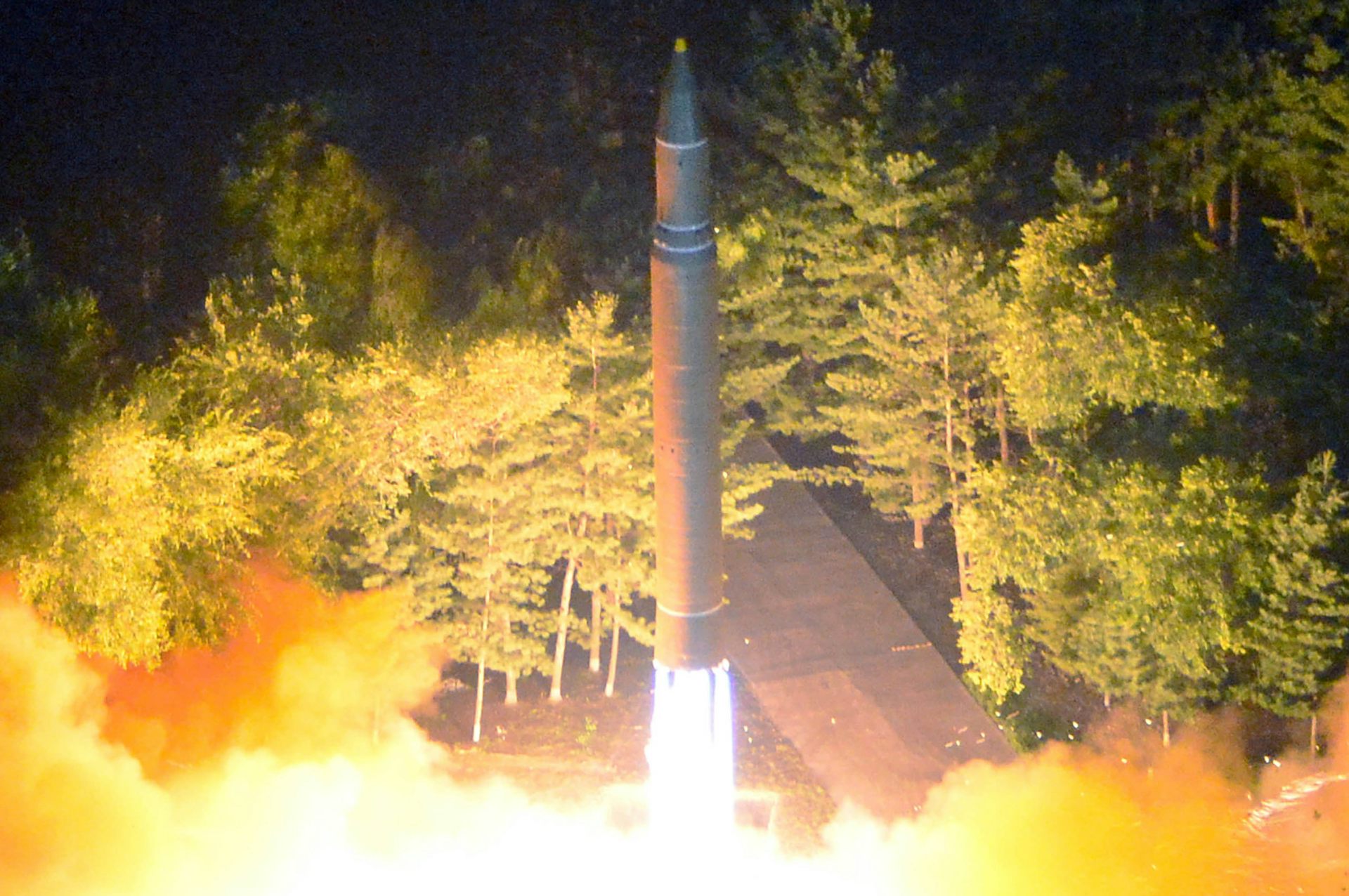 Trump’s threat of ‘fire and fury’ is a gift to North Korea’s propaganda ...