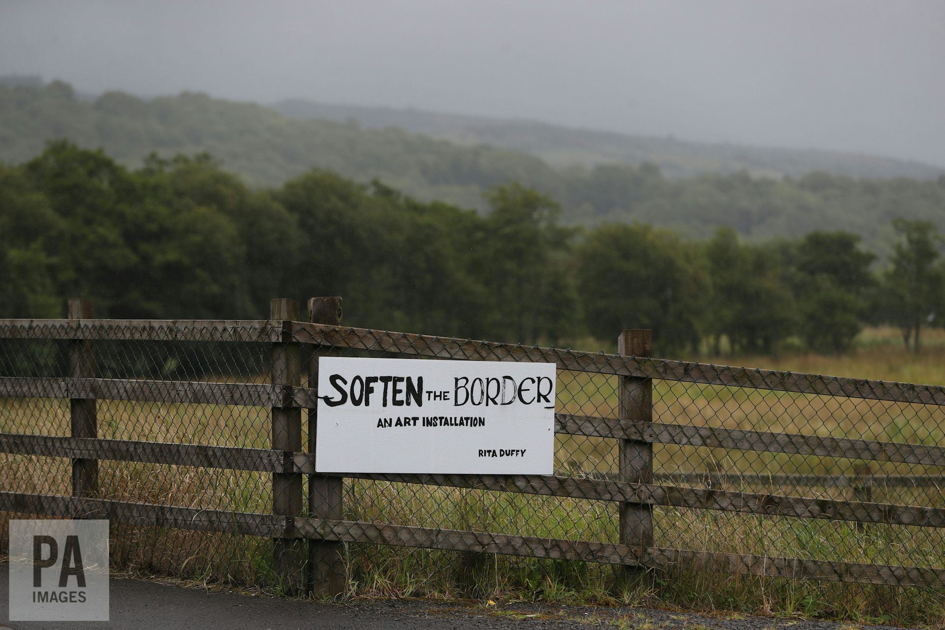 Brexit: widespread opposition across UK to controls along the Irish border