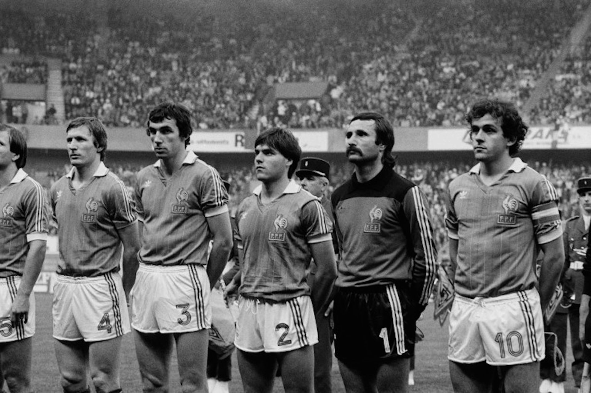 Des clubs aux équipes : comprendre la grande évolution du foot depuis ...