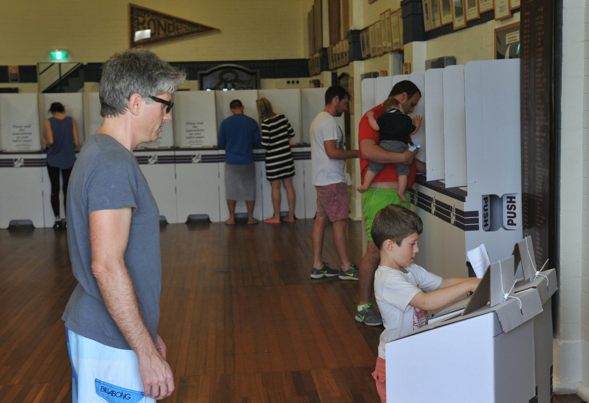 Turnbull government shrinks Foreign Influence Transparency Scheme register