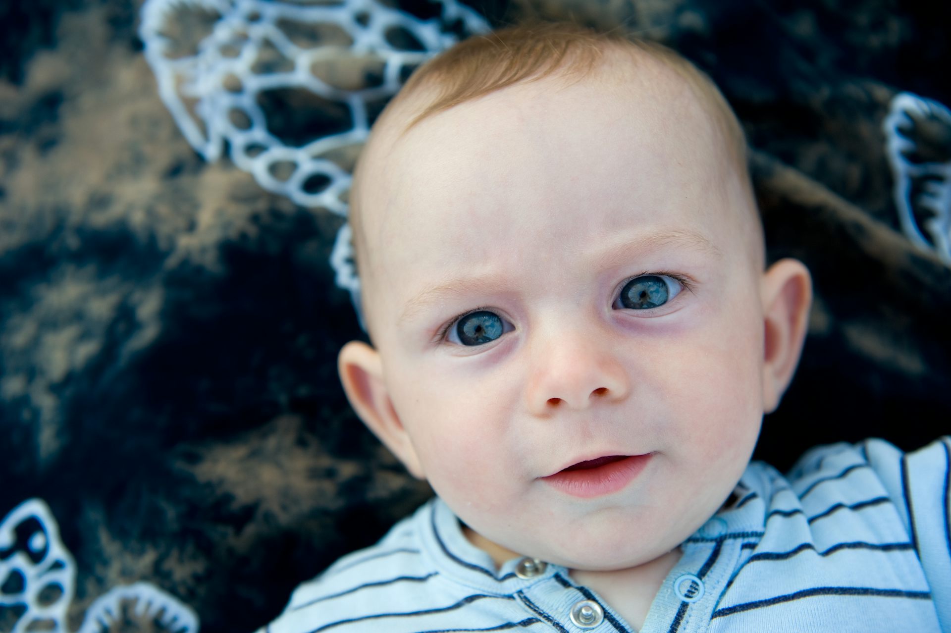 Babies develop conscious perception from five months of age