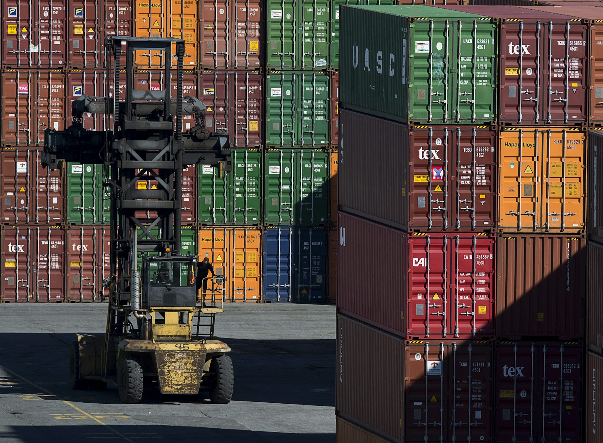 Canada’s ports policy needs to move into the 21st century