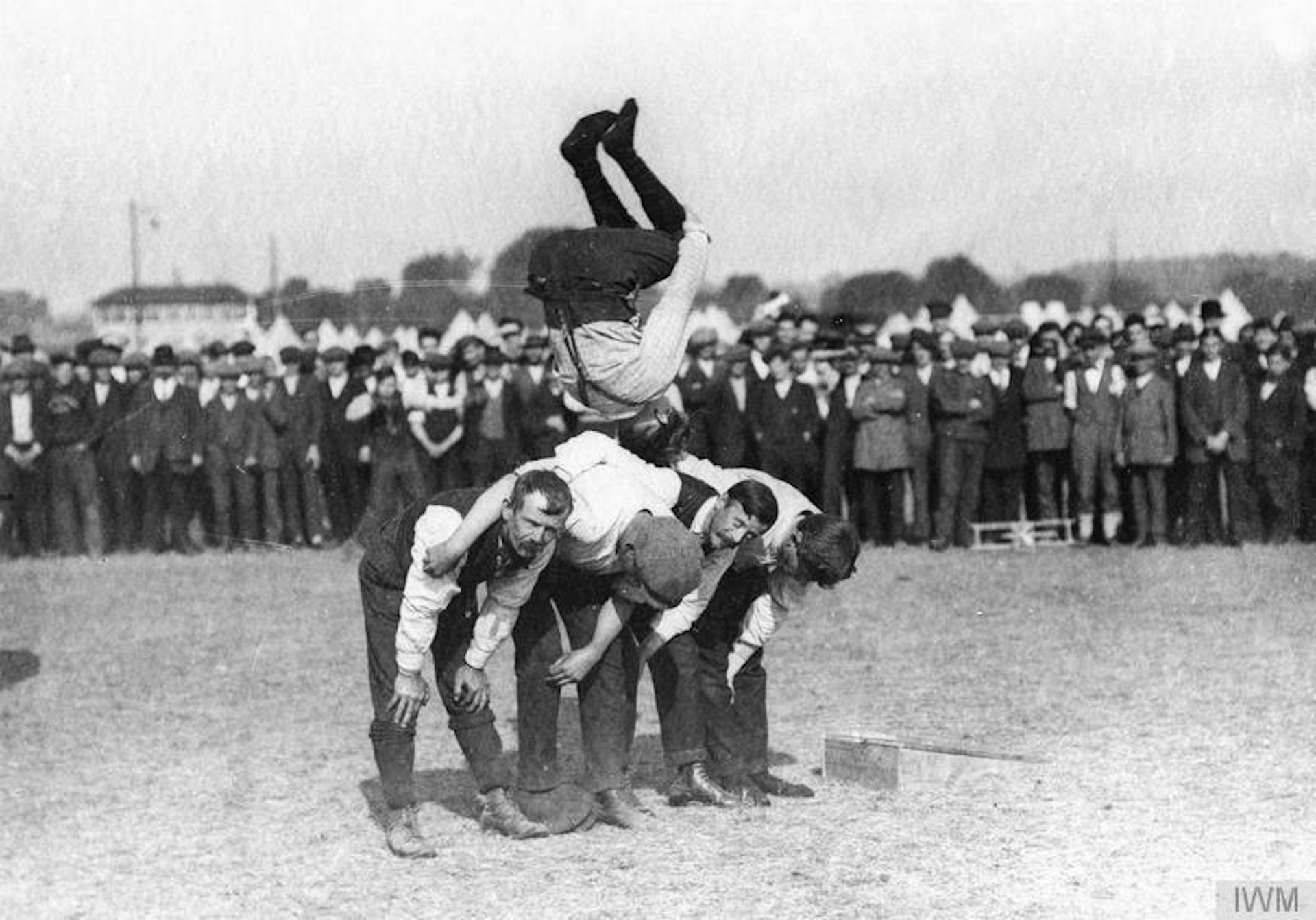 A glimmer of light amidst the darkness: honour in the First World War