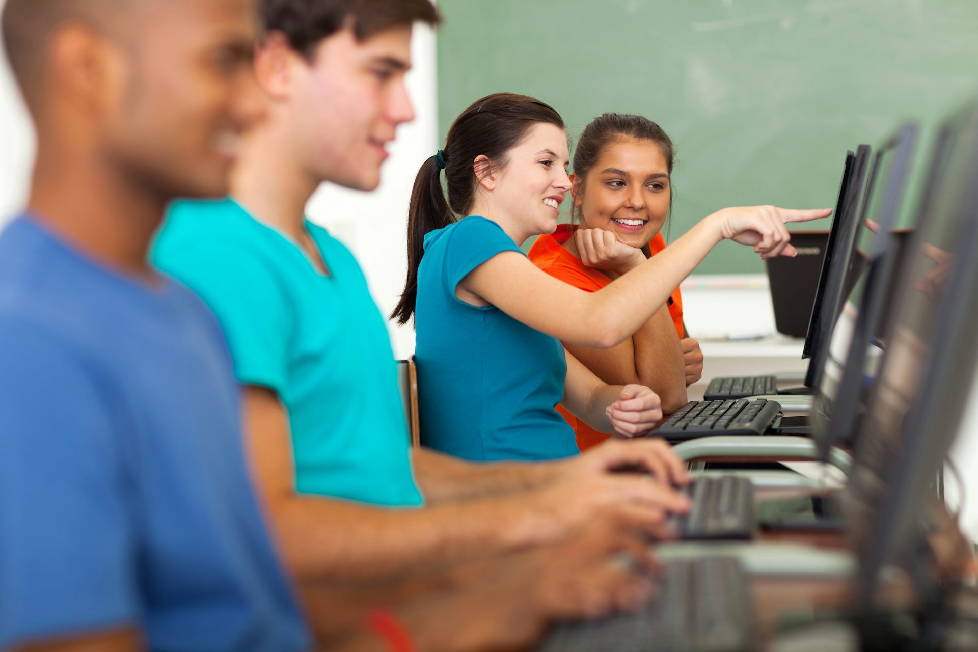 Political blogs by teenagers promote tolerance, participation and ...