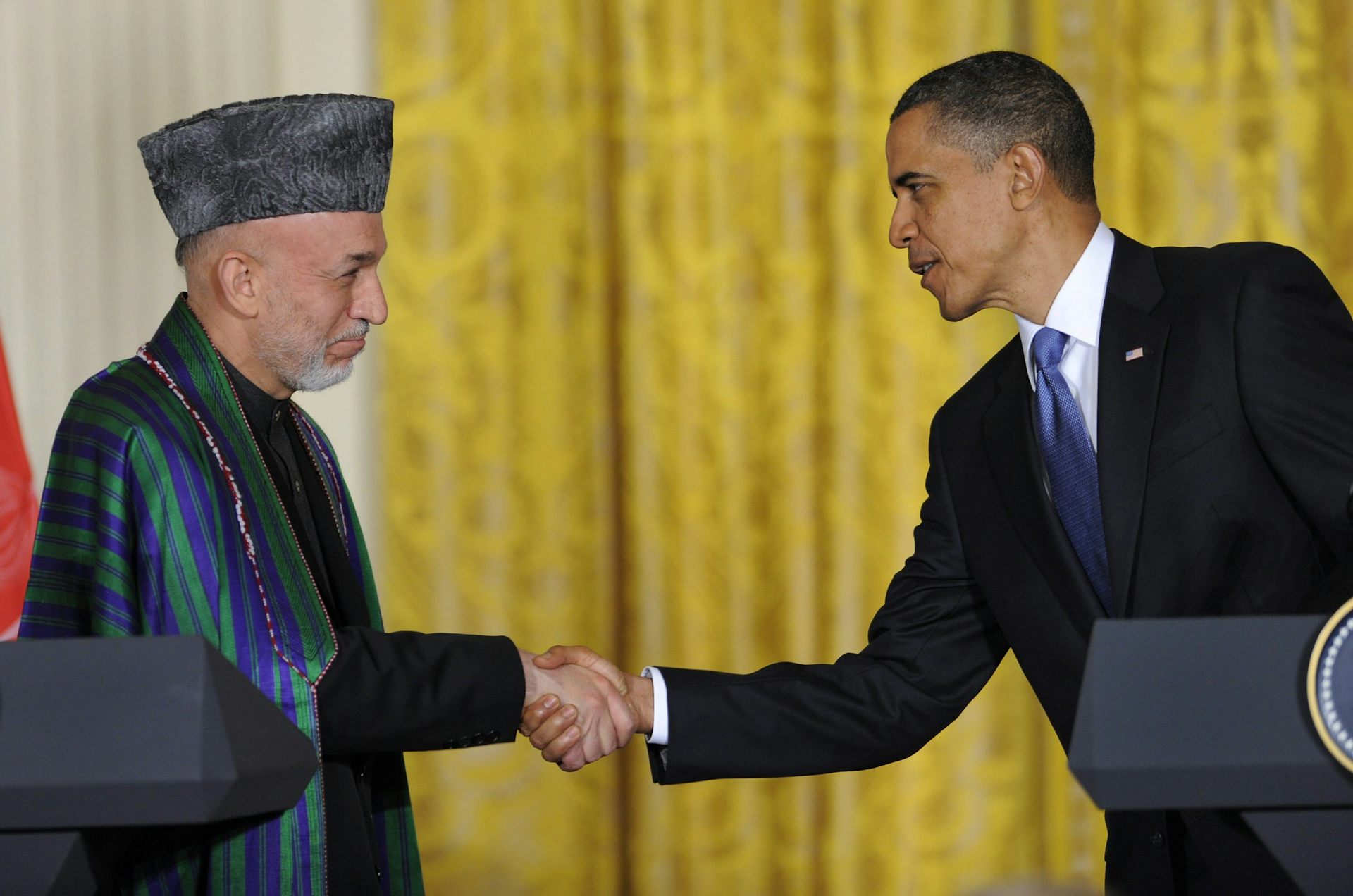 Obama announces peace talks with Taliban