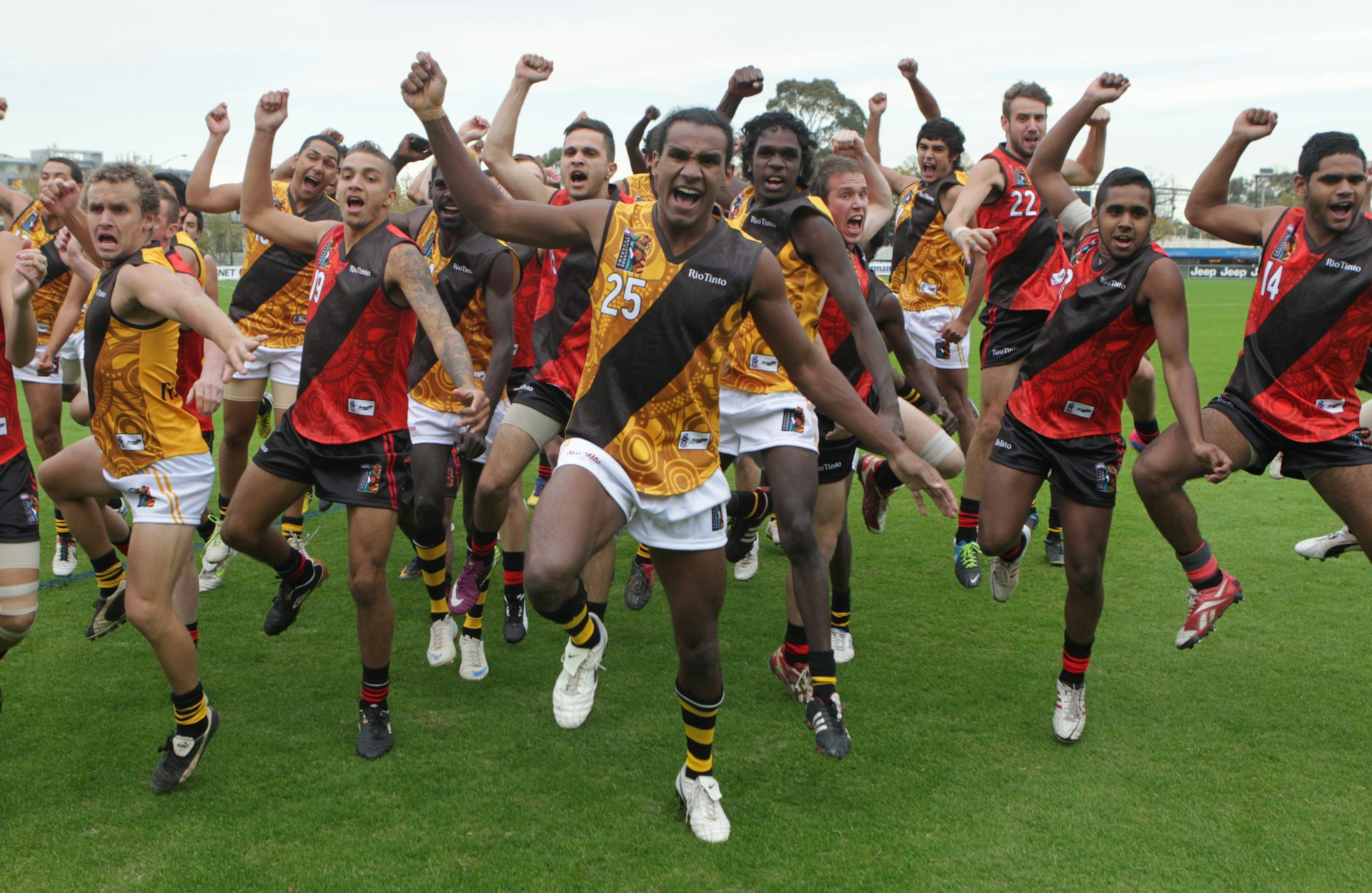 It’s time we draft Aussie Rules to tackle Indigenous mathematics