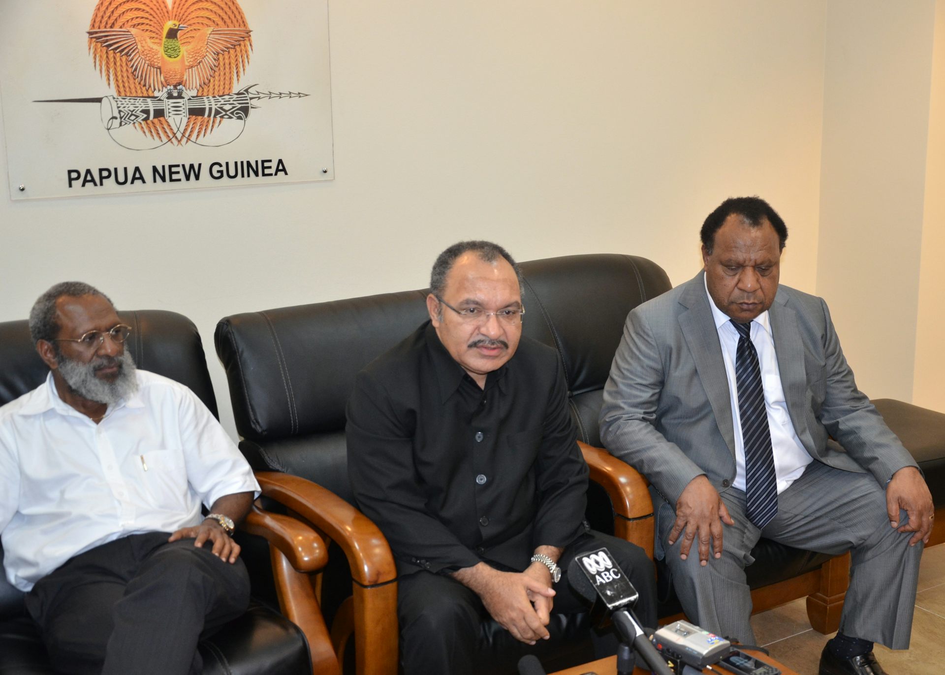 Colonialism, sovereignty and aid: what refugees mean for PNG