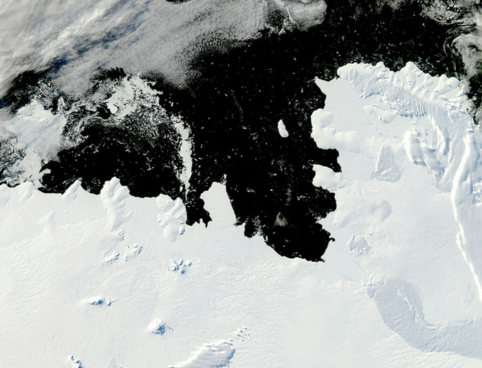 Last Antarctic ice age melt began earlier than first thought