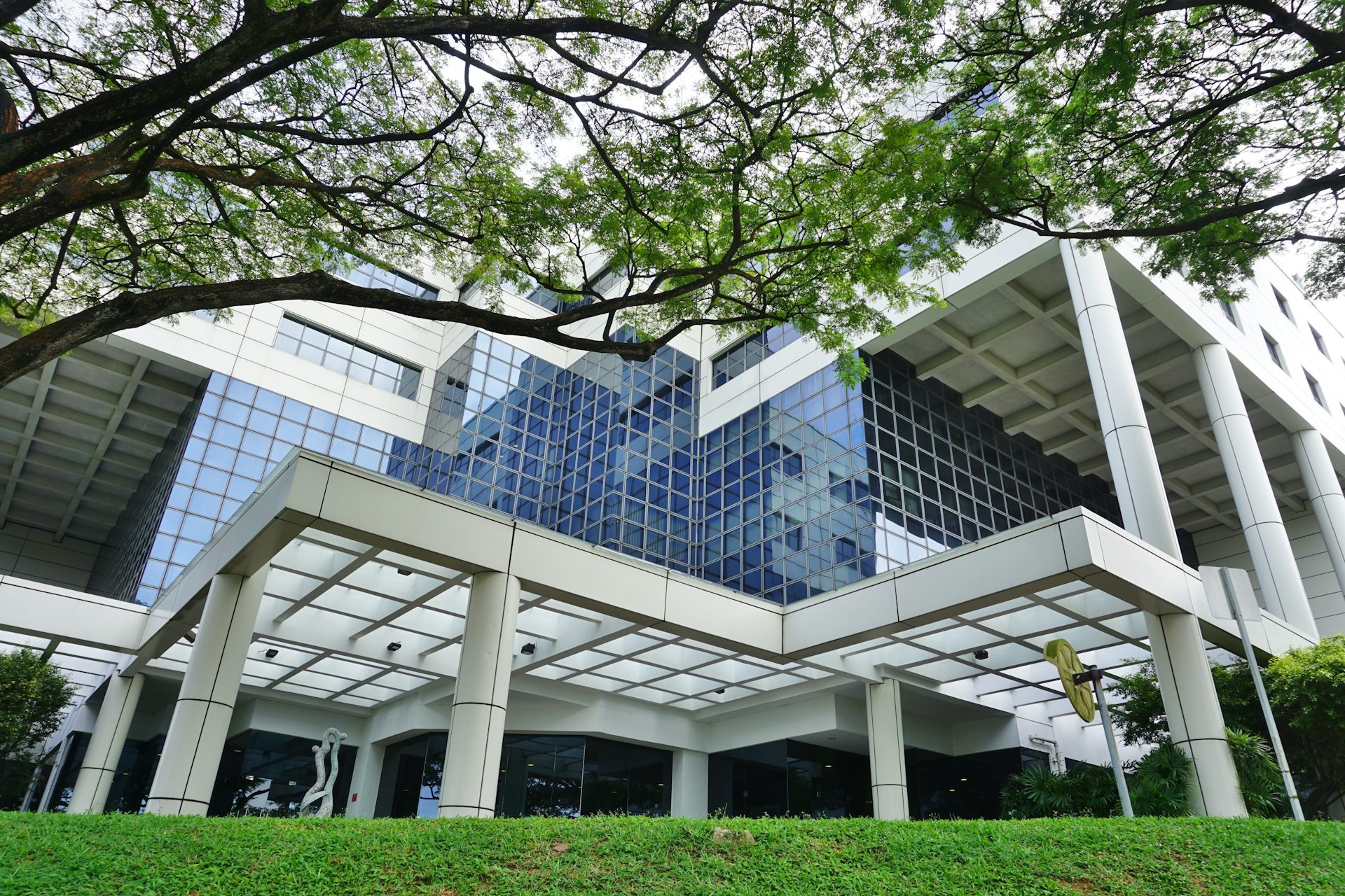 Duet Nadiem Makarim dan Bambang Brodjonegoro: andalan Jokowi untuk ...