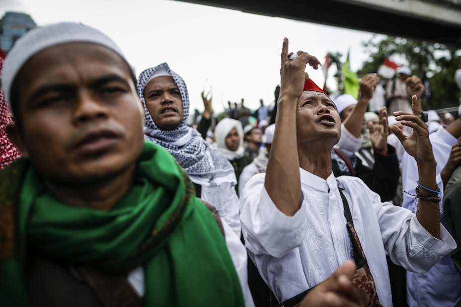Upaya pemerintah membatasi kebebasan sipil dalam tarik ulur ... Upaya pemerintah membatasi kebebasan sipil dalam tarik ulur ...