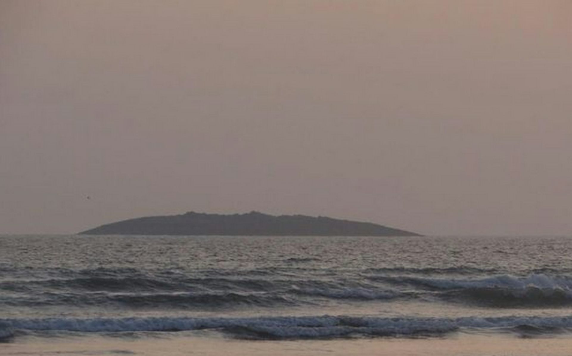 Devastating earthquake in Pakistan creates a new island