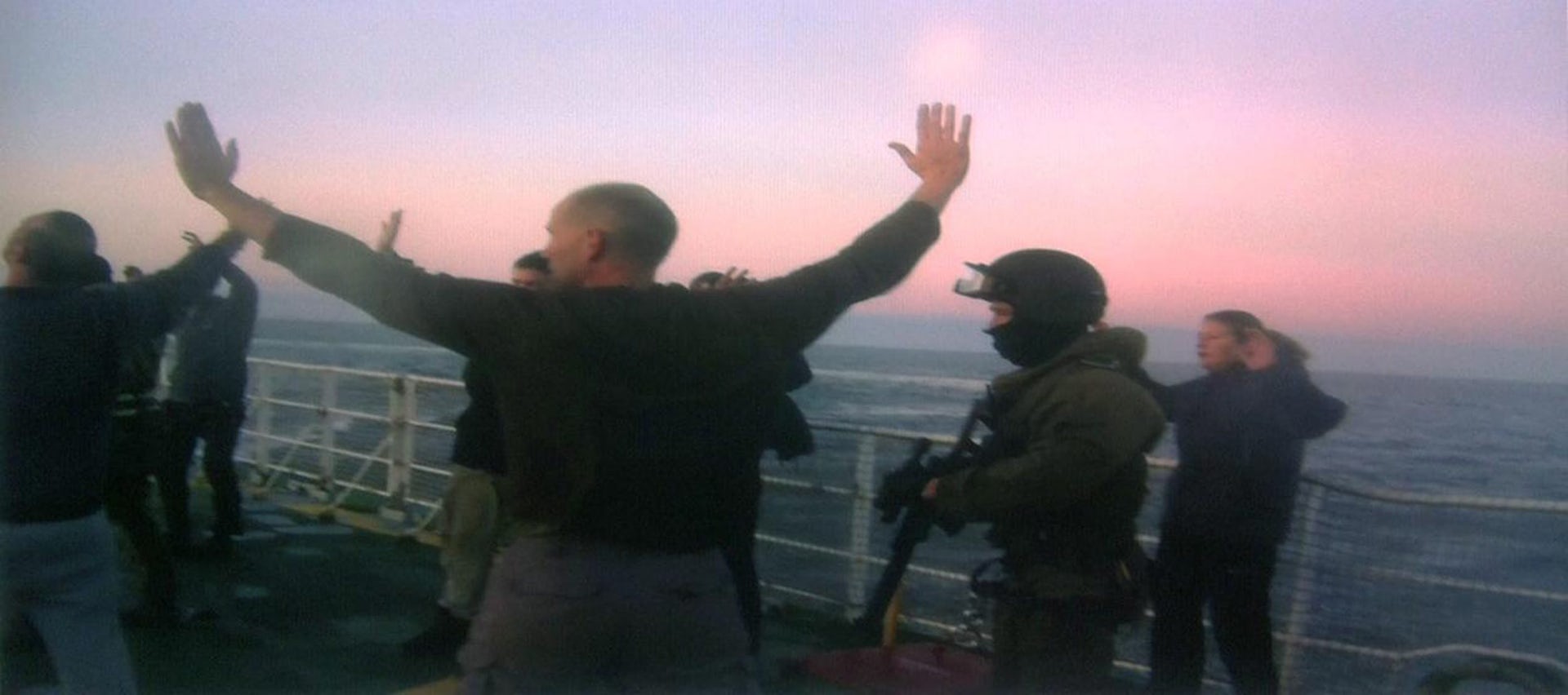 Greenpeace piracy charges mock international law