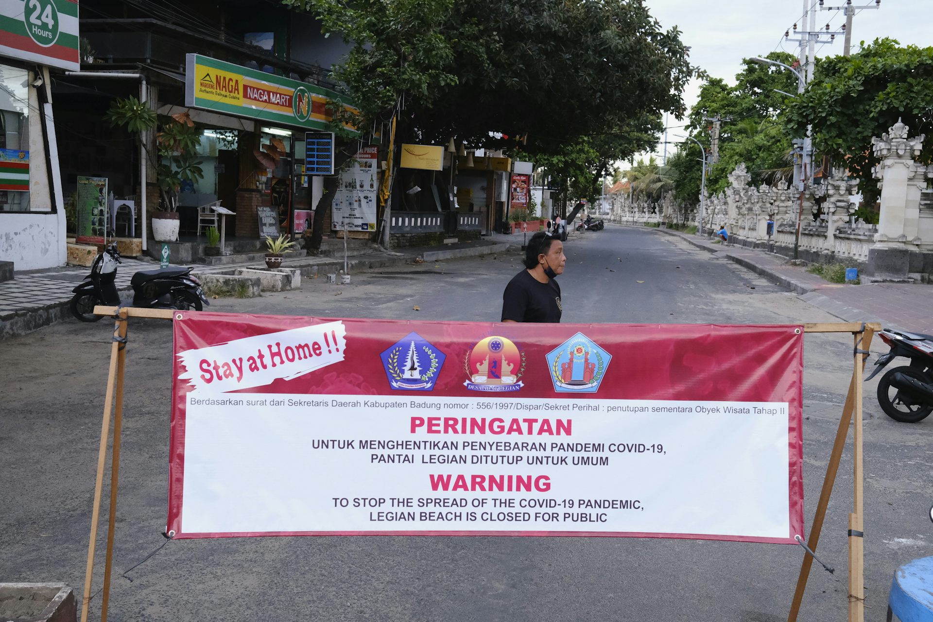 Dua sisi karantina wilayah mandiri warga dalam mencegah penyebaran COVID-19