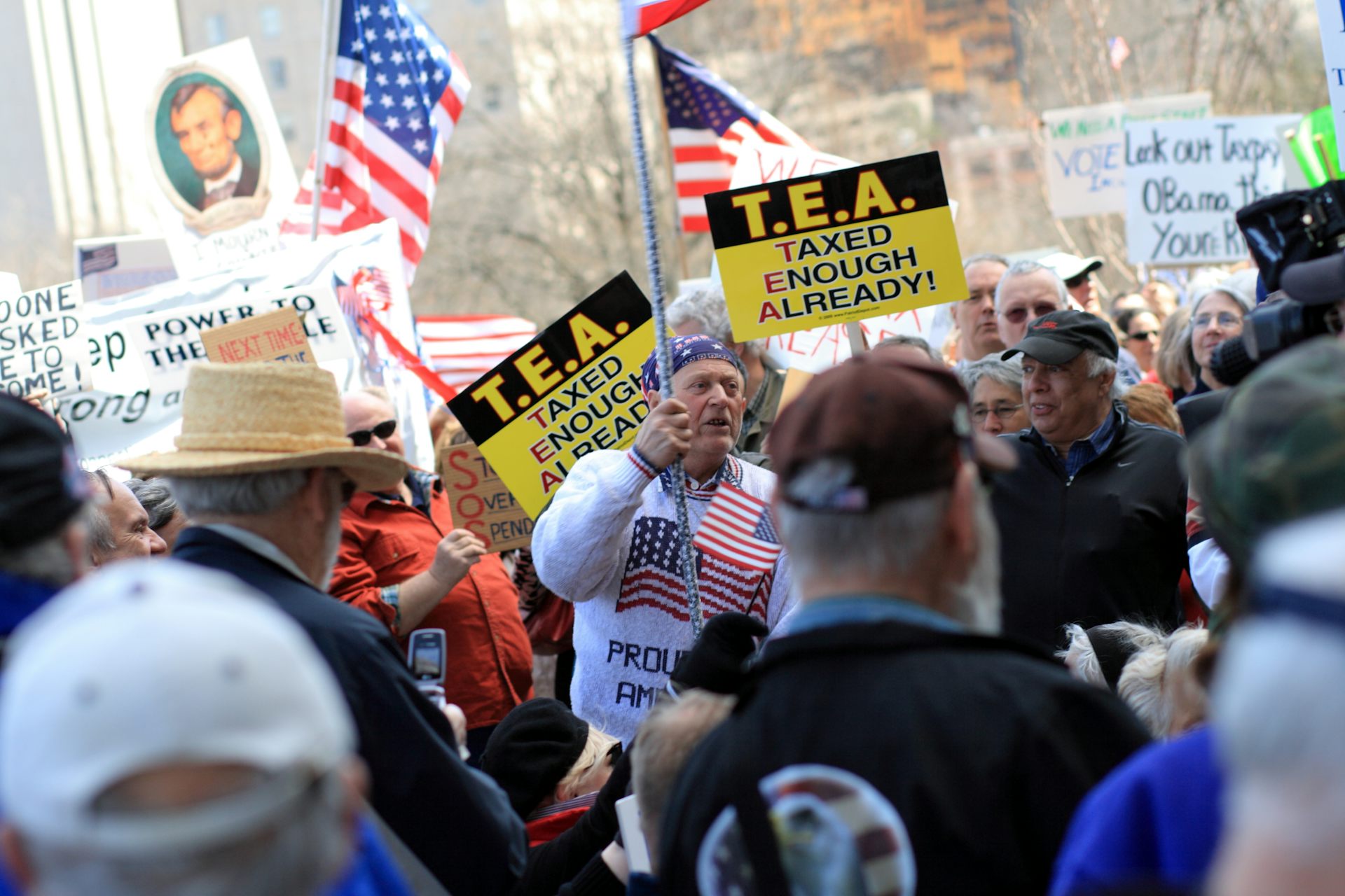 Tea Party Republicans fail to learn the lessons of 1995