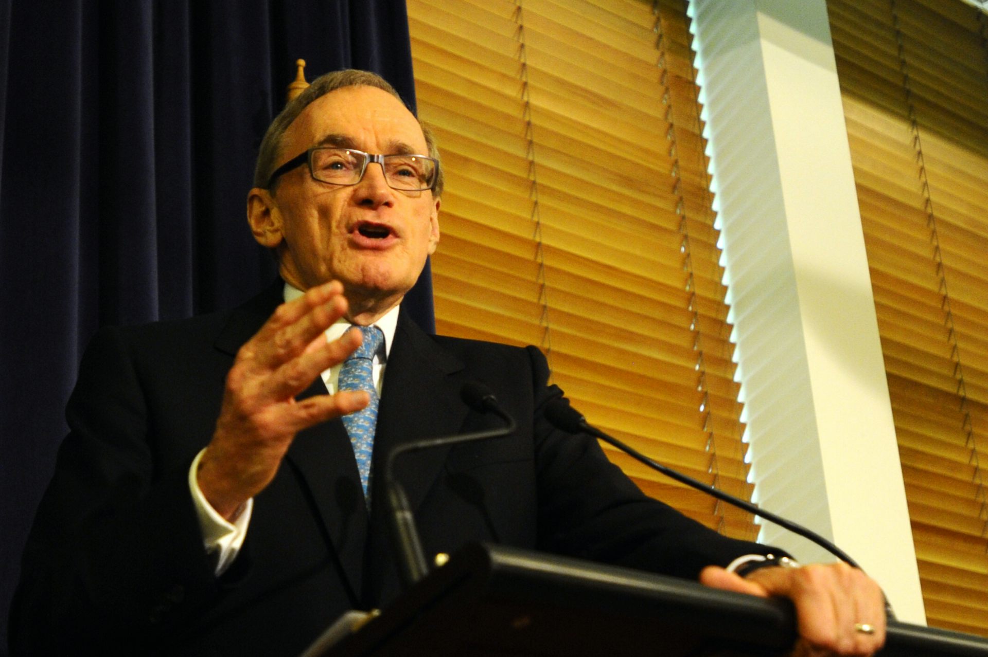 Bob Carr leaves, regretting the Labor government’s lack of cunning and ...