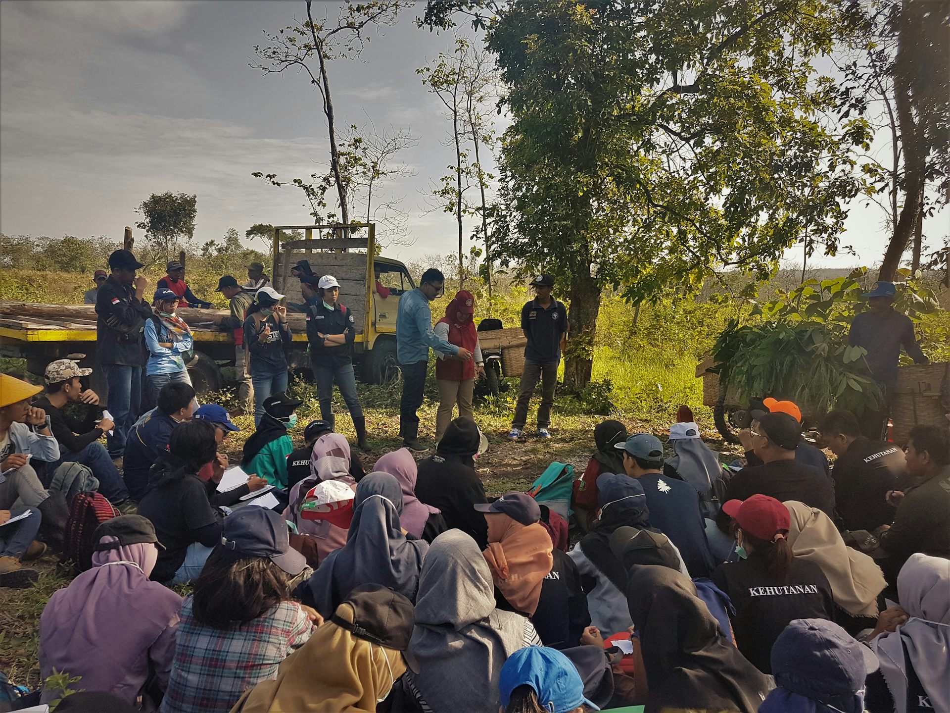 Redam eksploitasi hutan dengan mengubah kurikulum pendidikan kehutanan ...