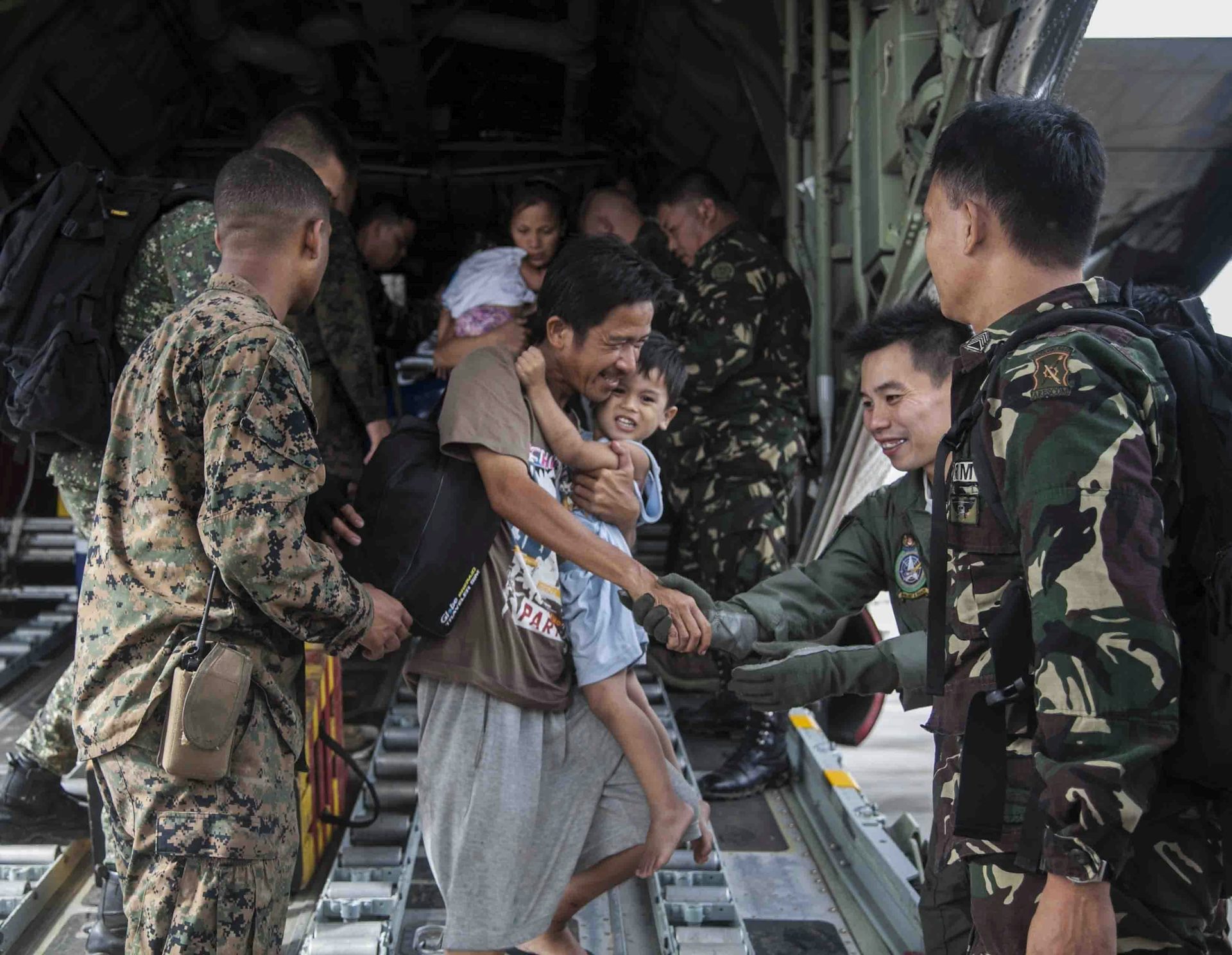 US military-led humanitarian intervention in the Philippines: a message ...
