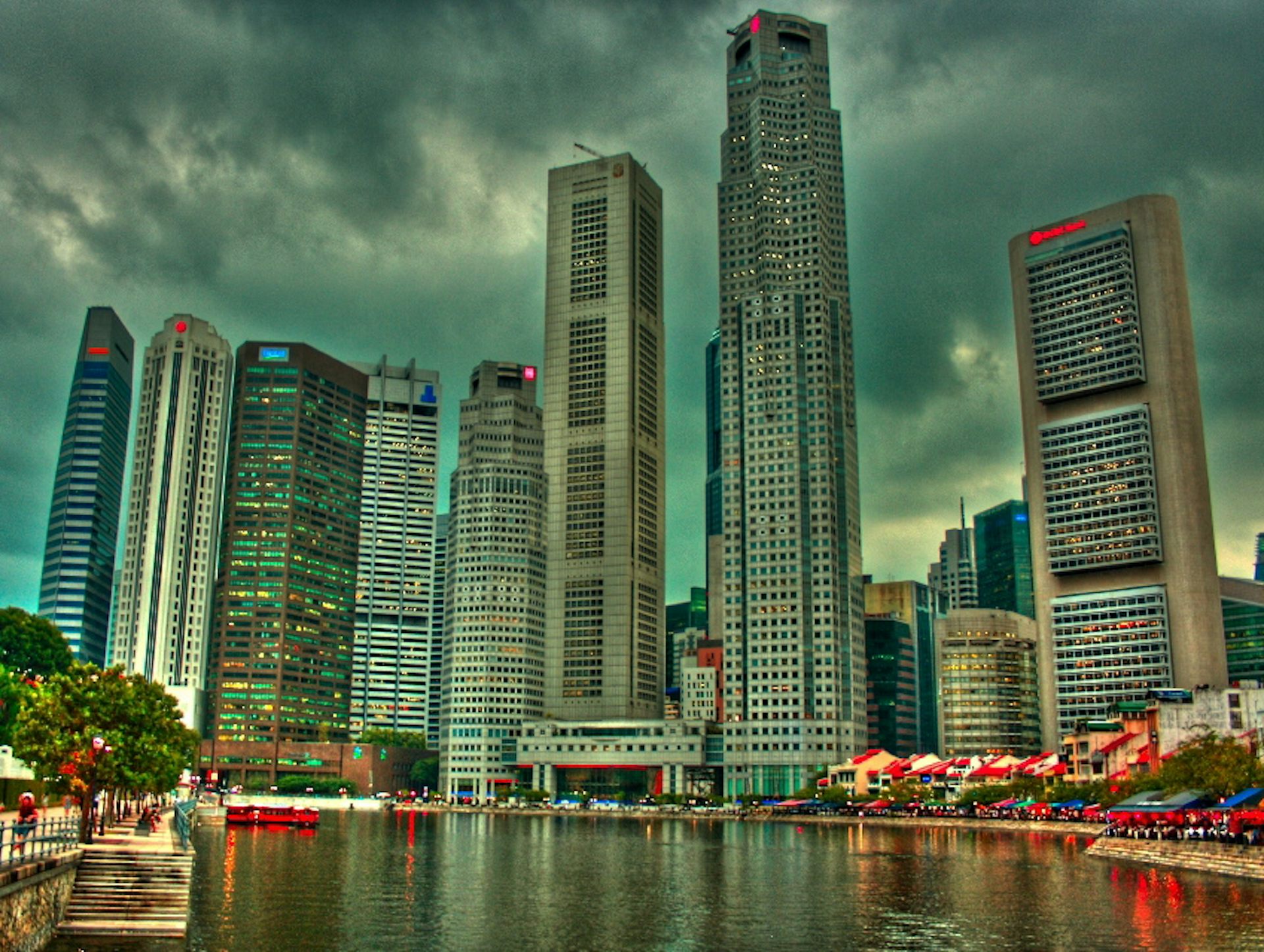 Riots in Singapore as it struggles to juggle growth and migration