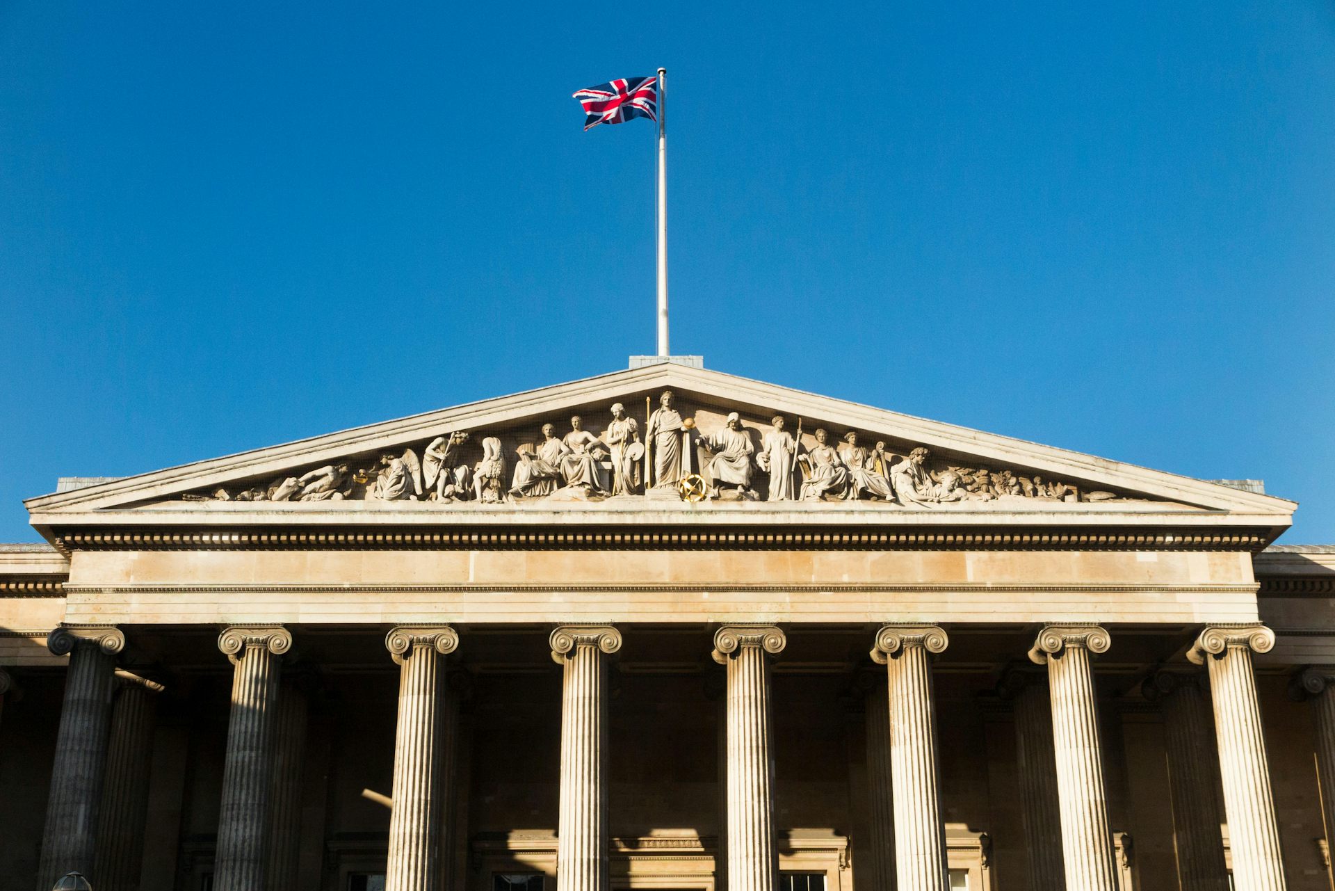 Portland stone: how a creamy British limestone became a symbol of ...