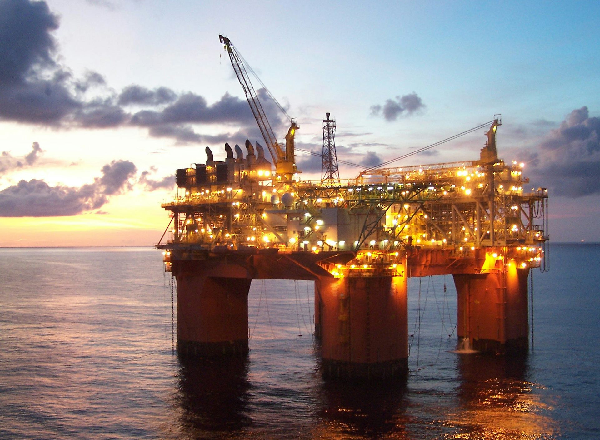 BHP’s offloading of oil and gas assets shows the global market has ...