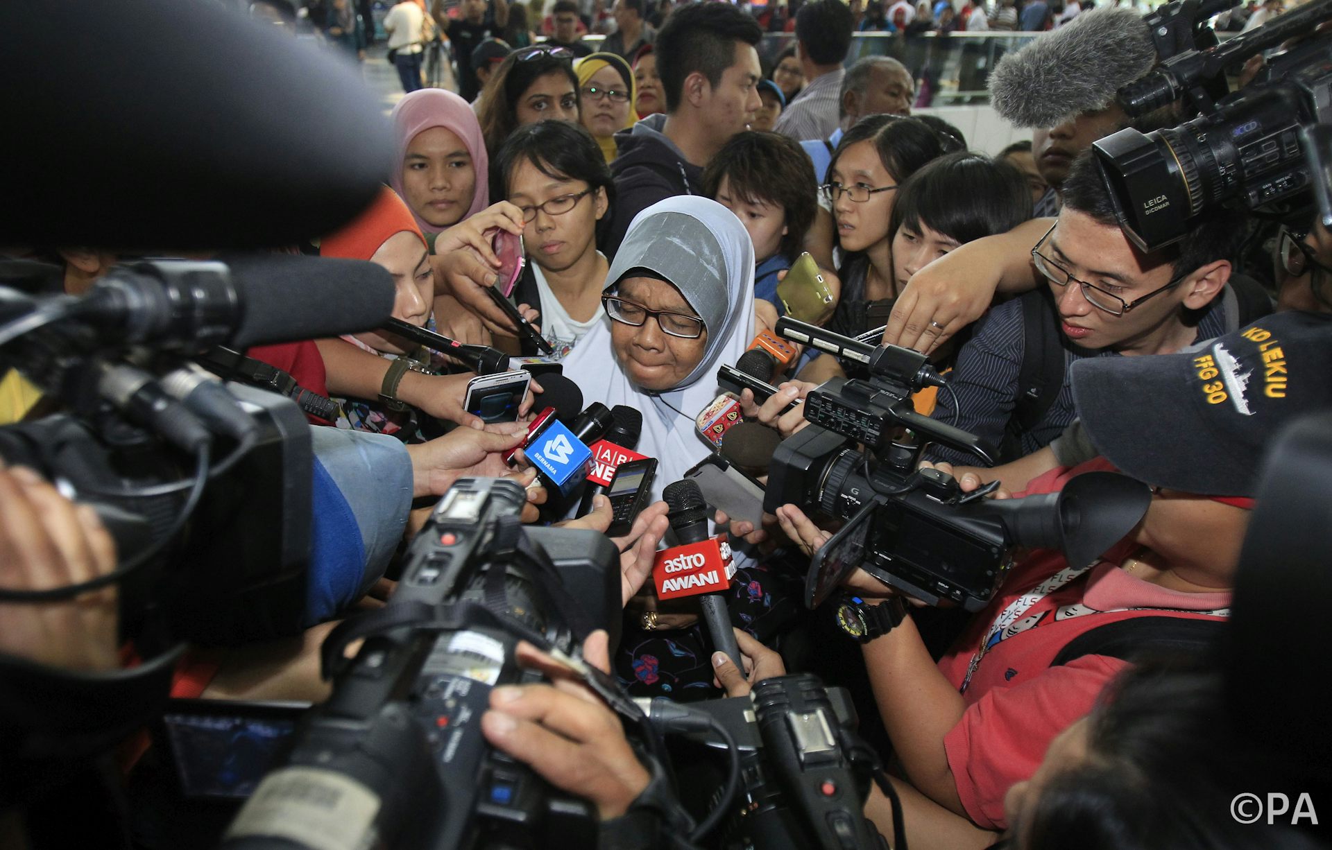 Flight MH370 – why does the media show relatives who are in emotional ...