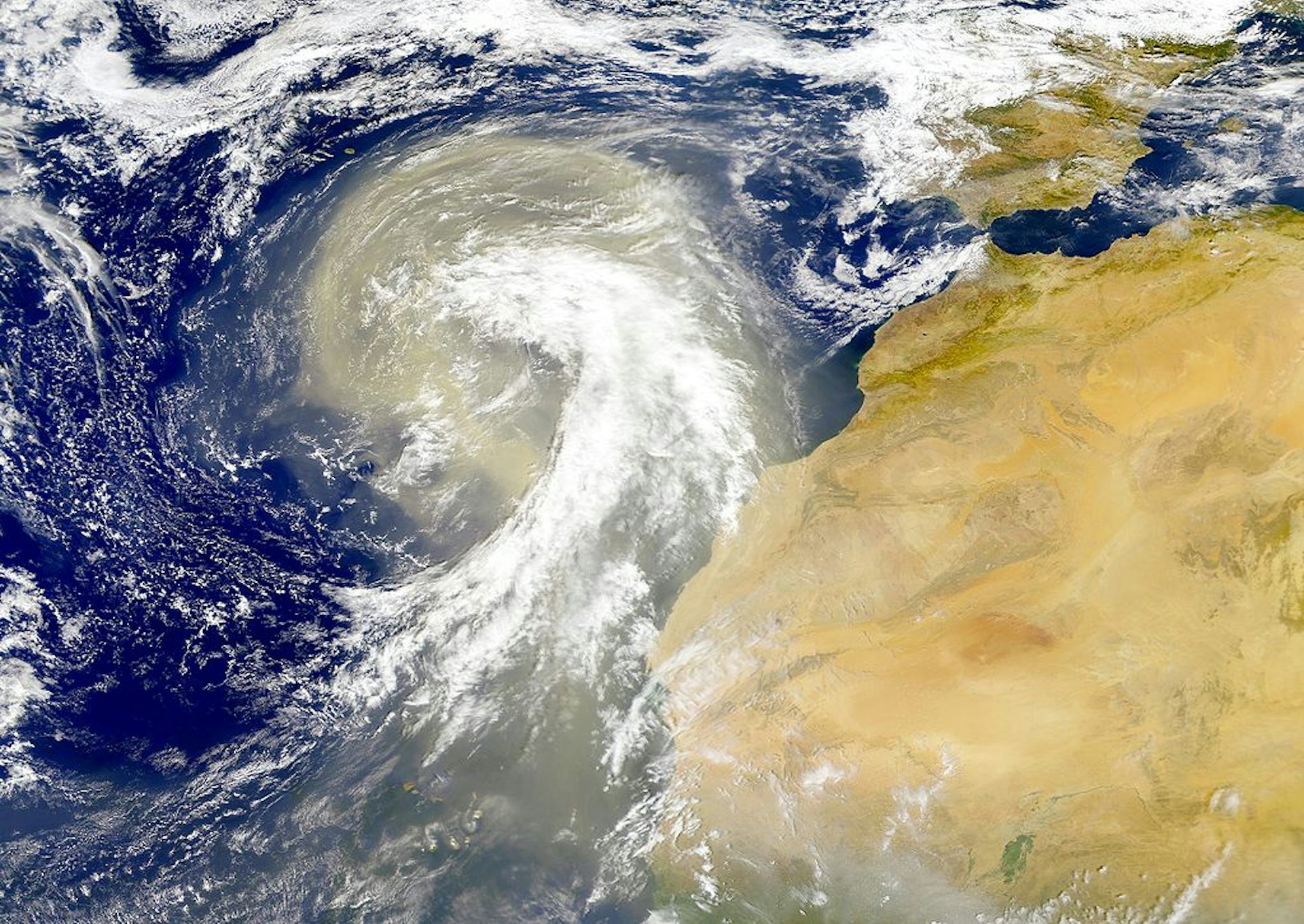 Explainer: how does Saharan sand end up in the UK?