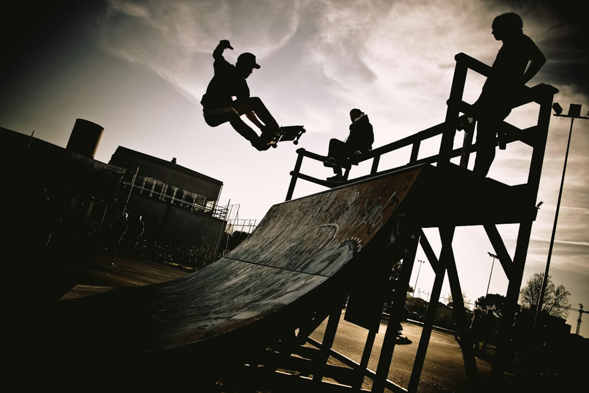 Pourquoi les sports à risque attirent-ils autant les jeunes