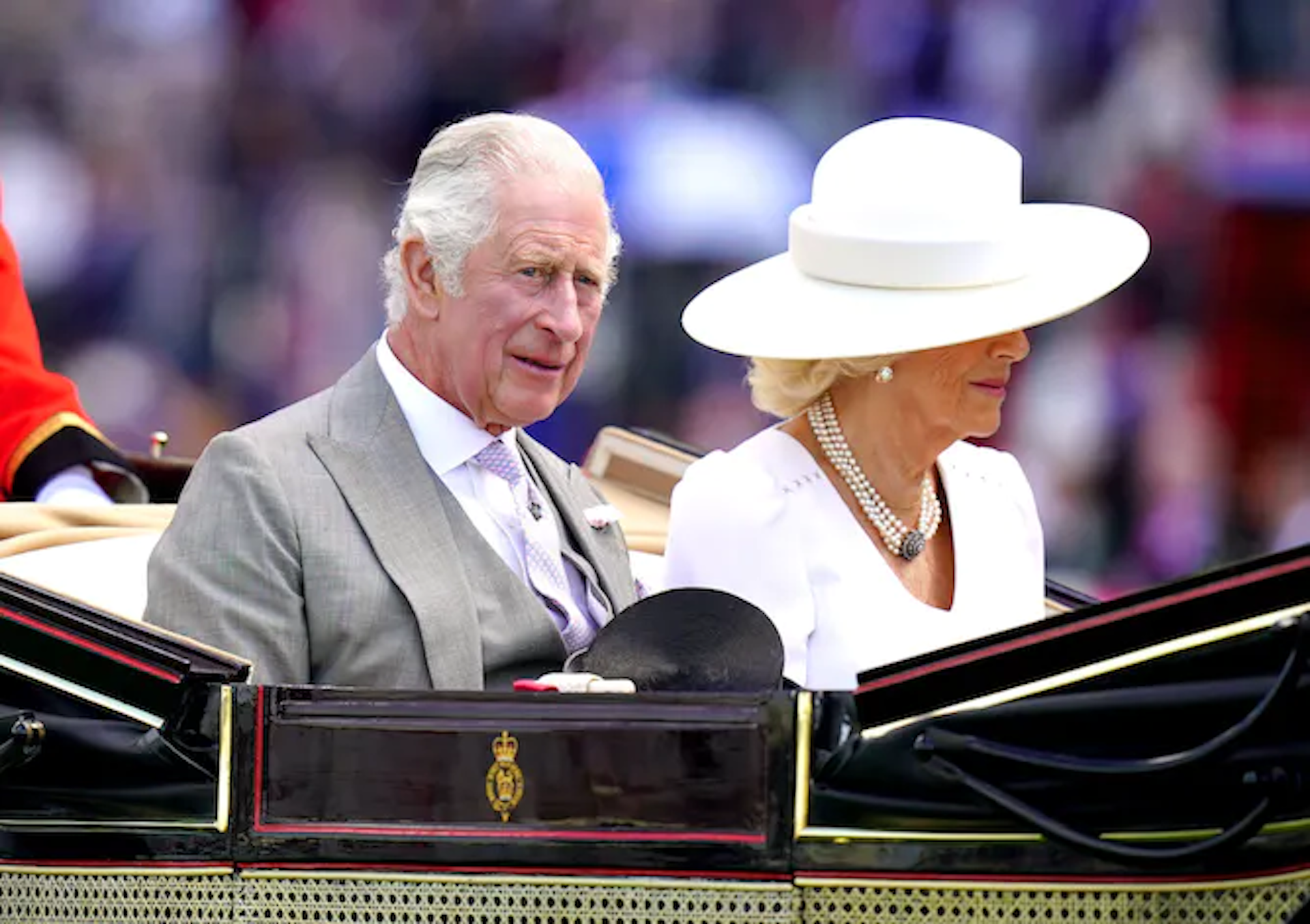 Kerajaan Inggris: Mengapa Charles sudah menjadi raja sebelum penobatan ...