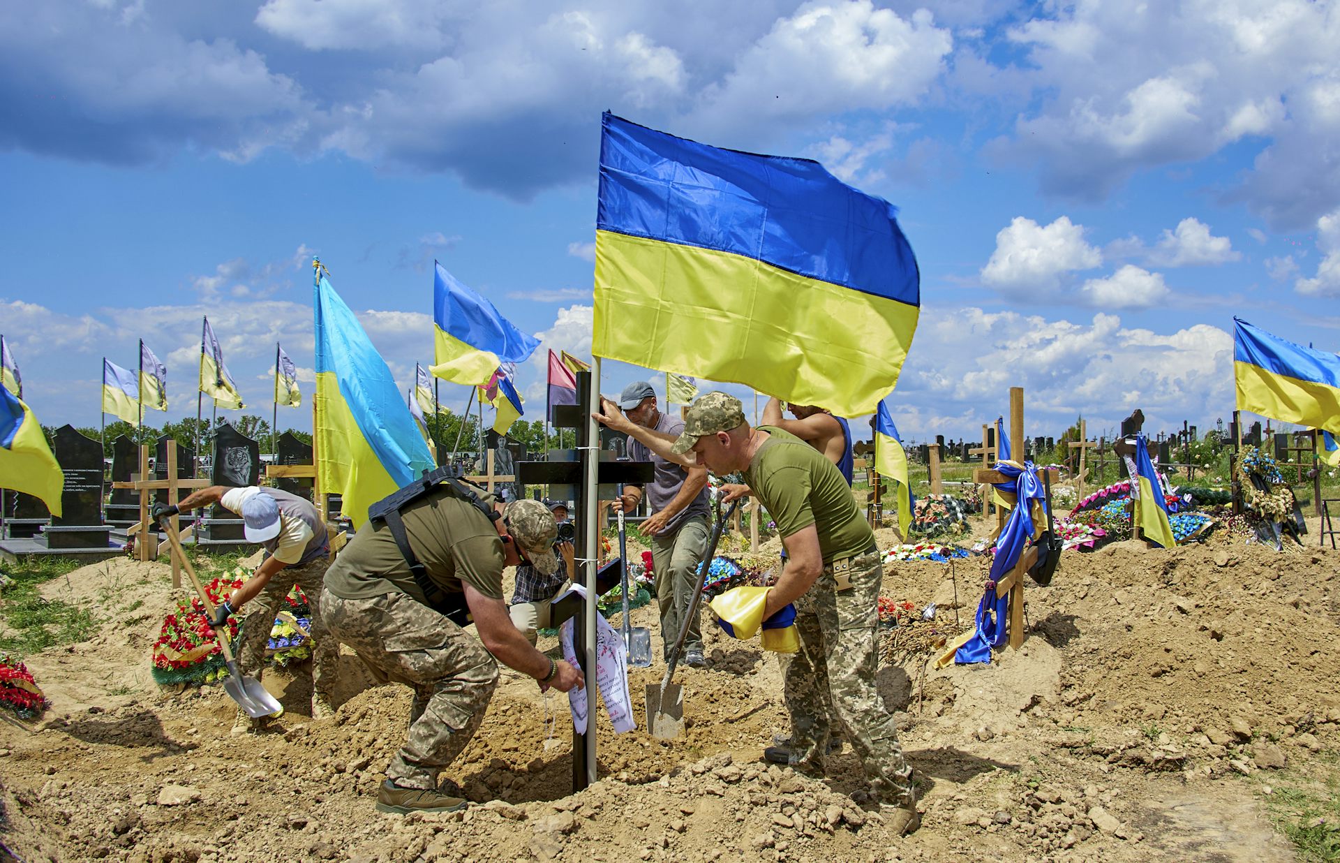 Ukrainians are not willing to give up territory or sovereignty – new survey
