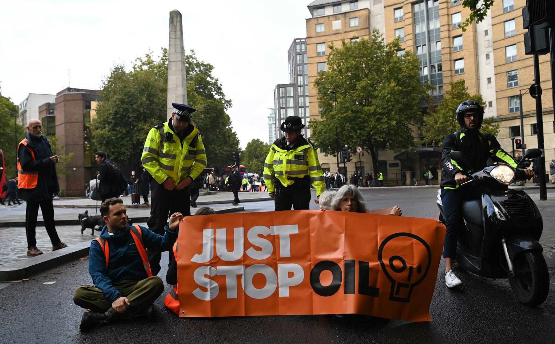 Just Stop Oil: journalist arrests show how the demonisation of protest ...
