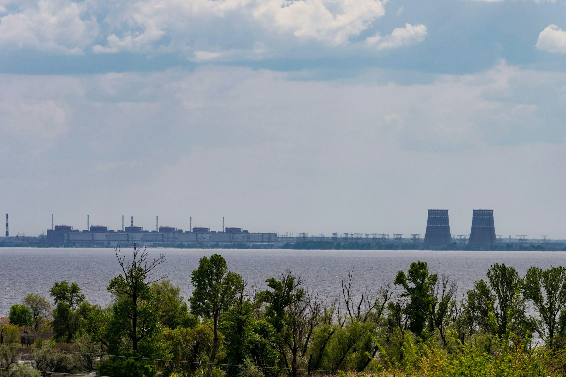 Could the Ukraine dam attack pose risks to the Zaporizhzhia nuclear ...