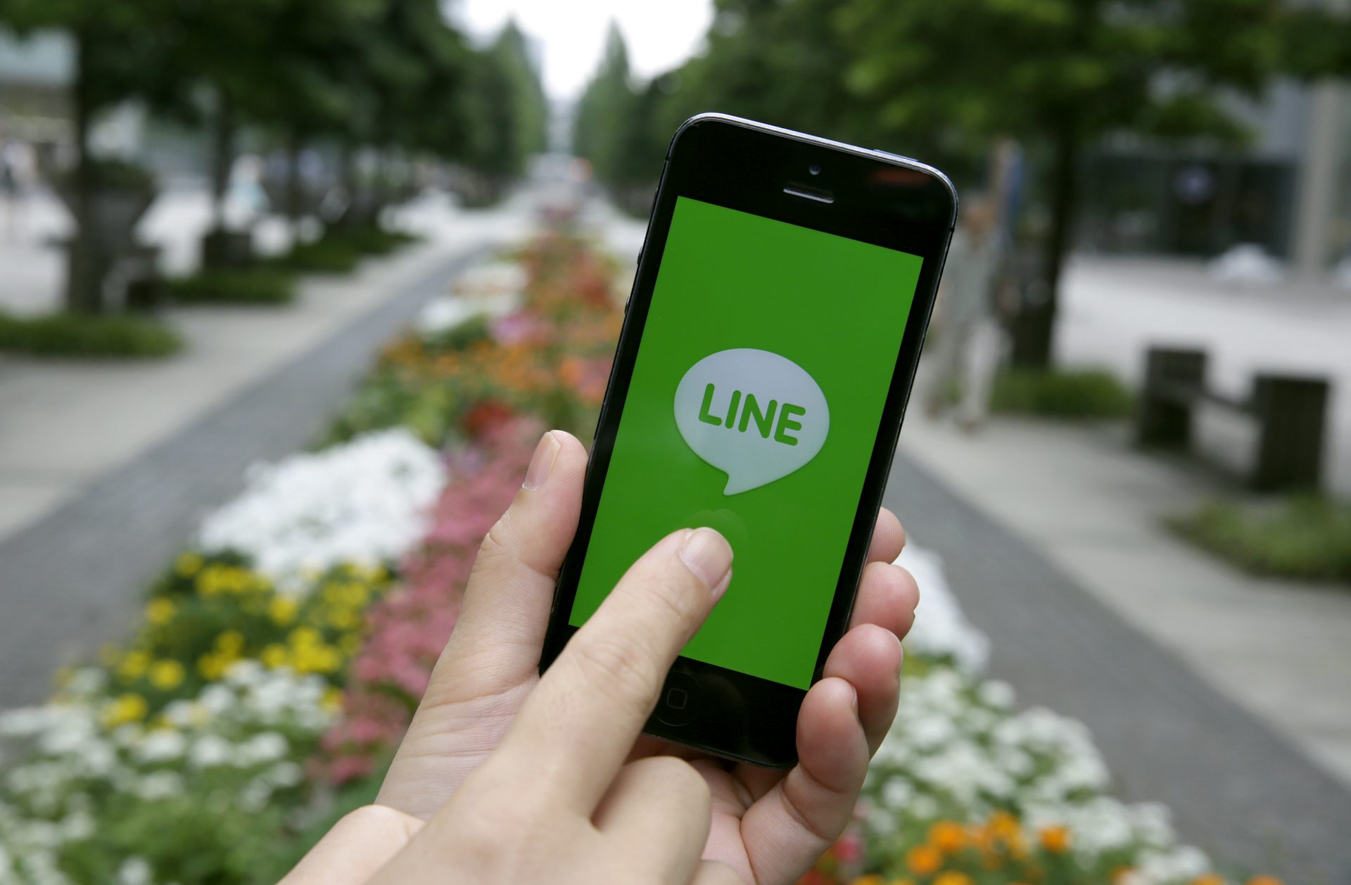 The $10 billion Japanese app bringing Candy Crush tactics to messaging