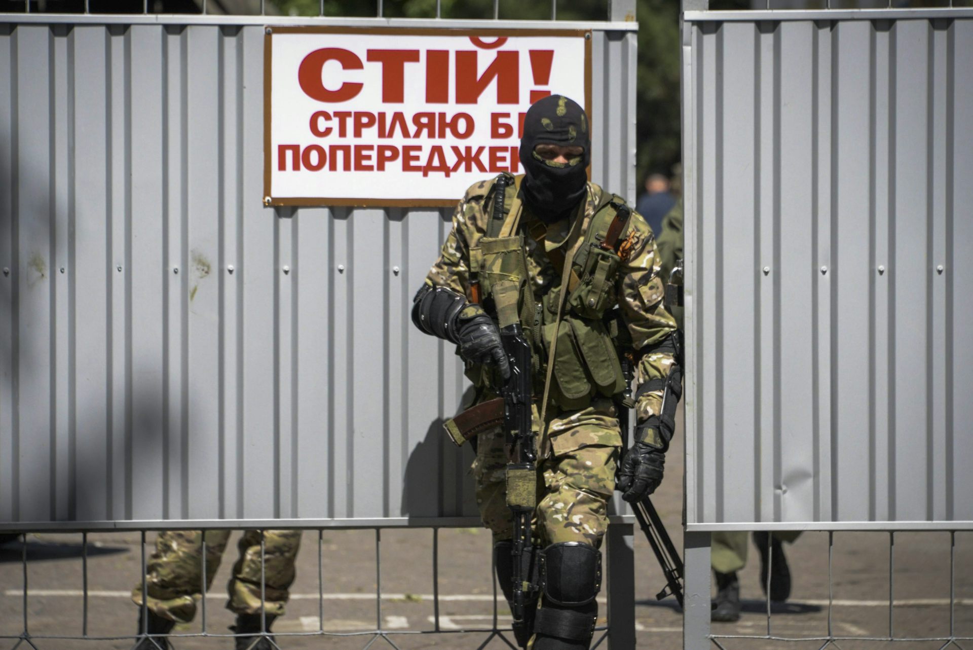 Ukrainian rebels gain firepower but may have blown their cause