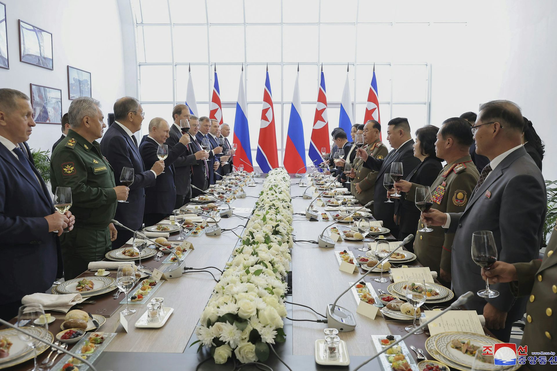 What does Kim Jong Un stand to gain from his meeting with Vladimir Putin?